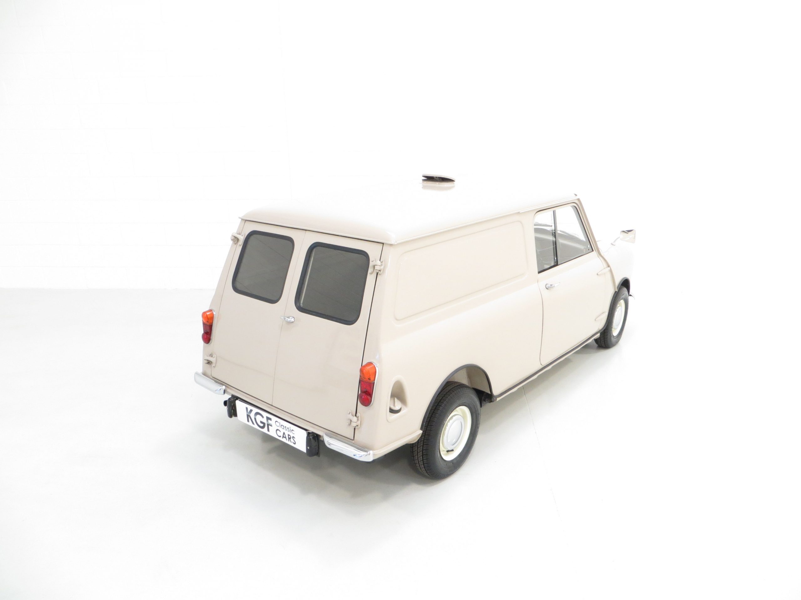 Mk1 Morris Mini Van 850 – KGF