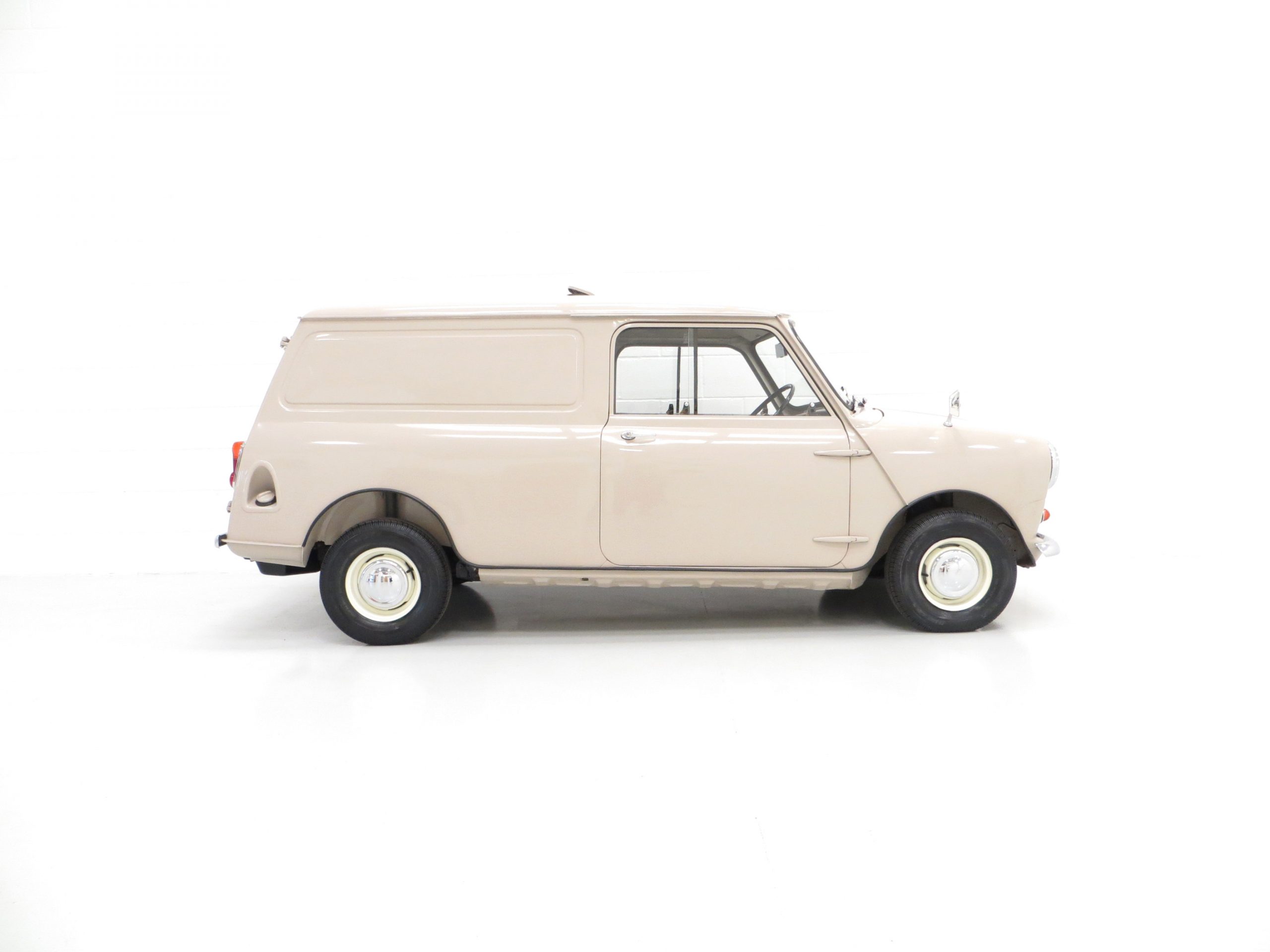 Mk1 Morris Mini Van 850 – KGF