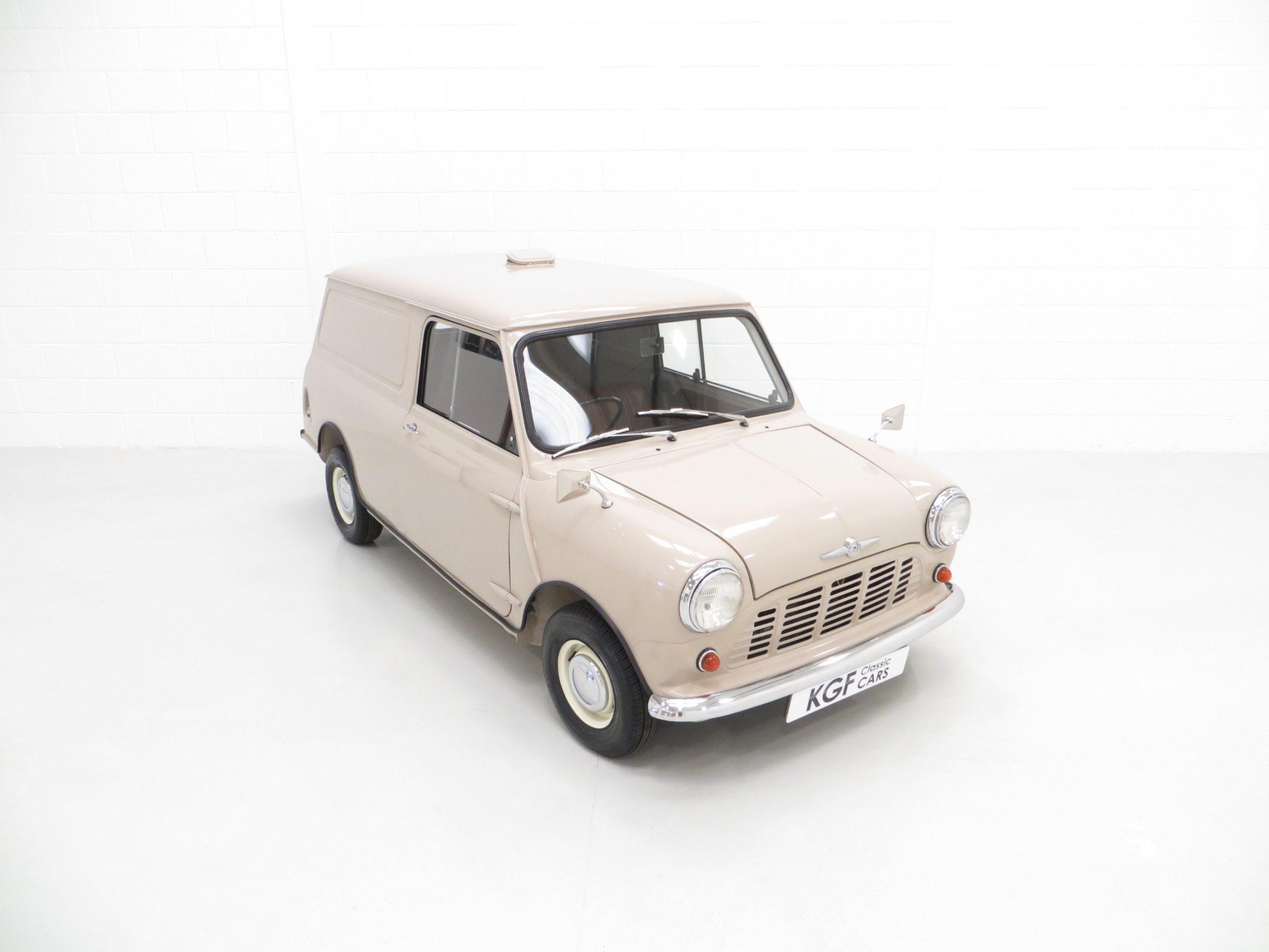 Mk1 Morris Mini Van 850 – KGF