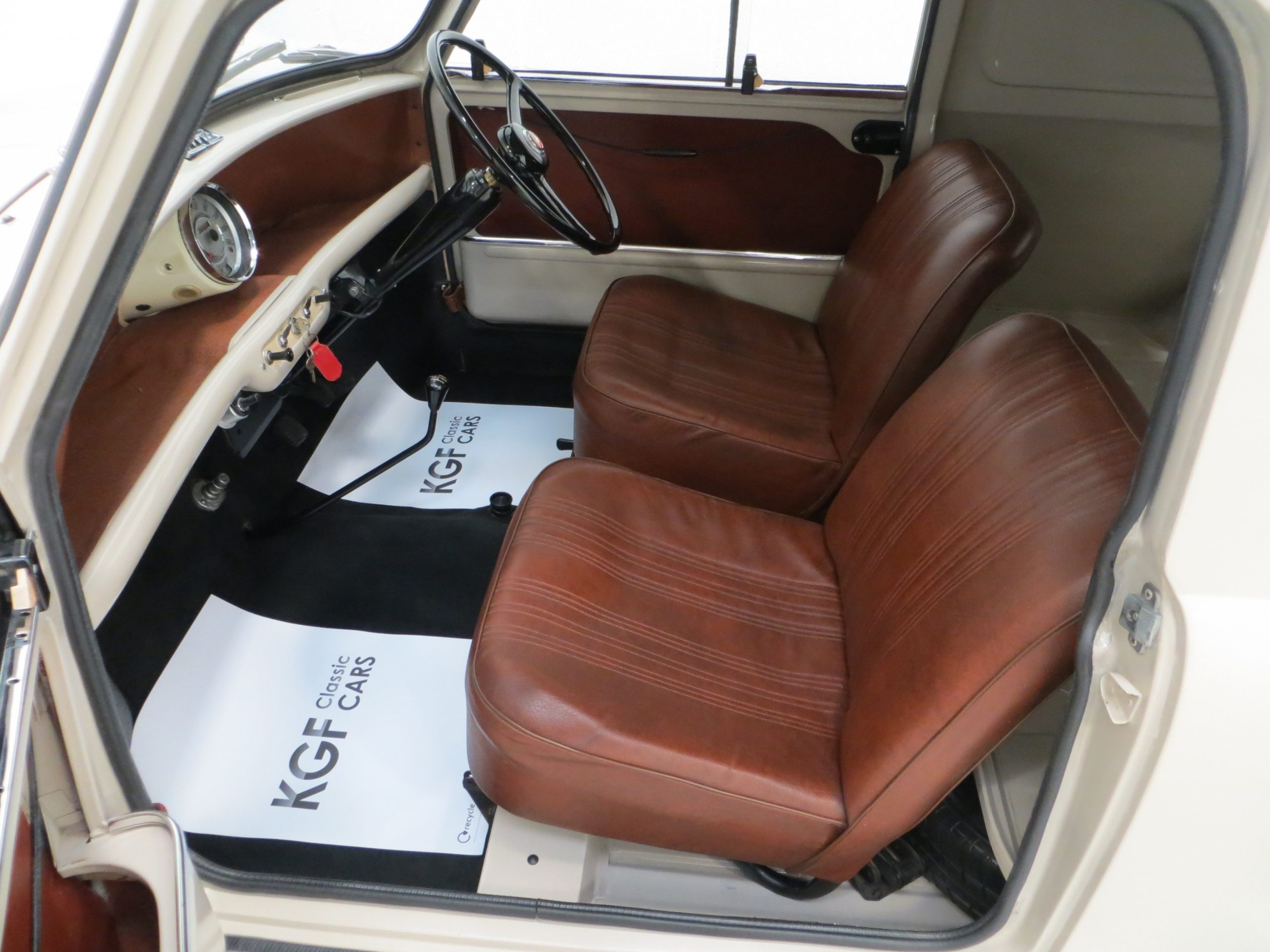 Mk1 Morris Mini Van 850 – KGF