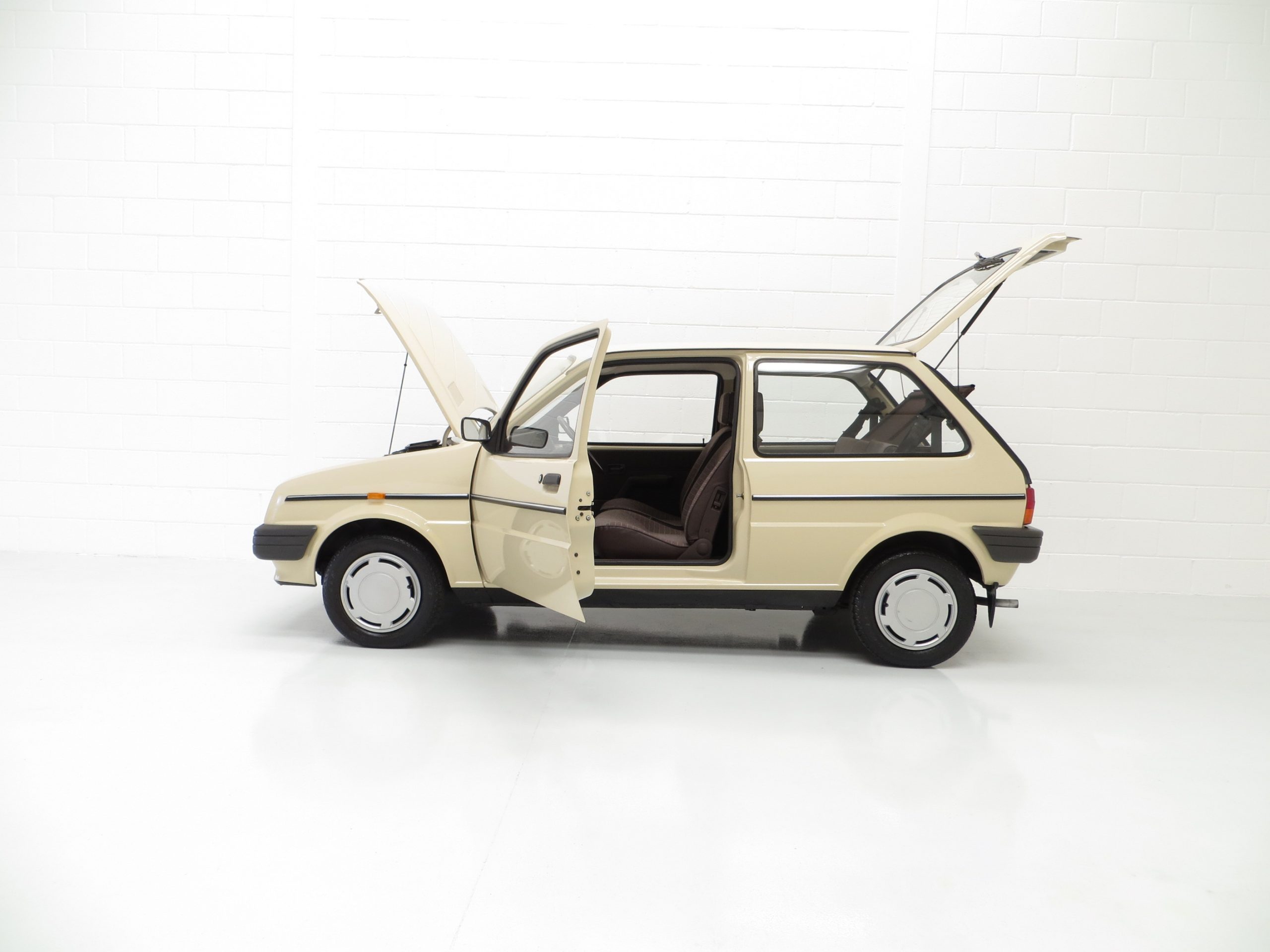 Austin Metro Automatic – KGF