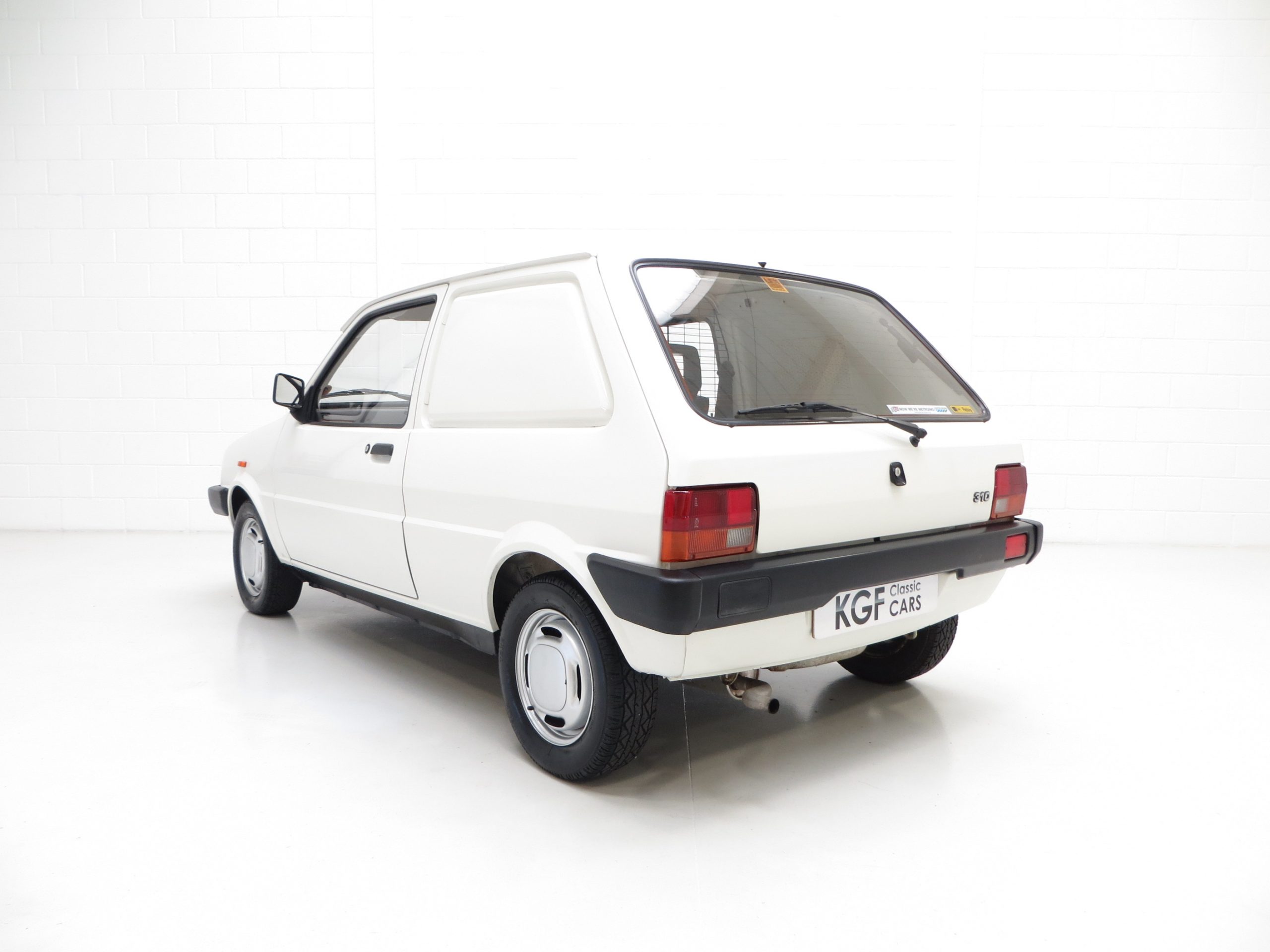 Austin Metro City 310 Van – KGF