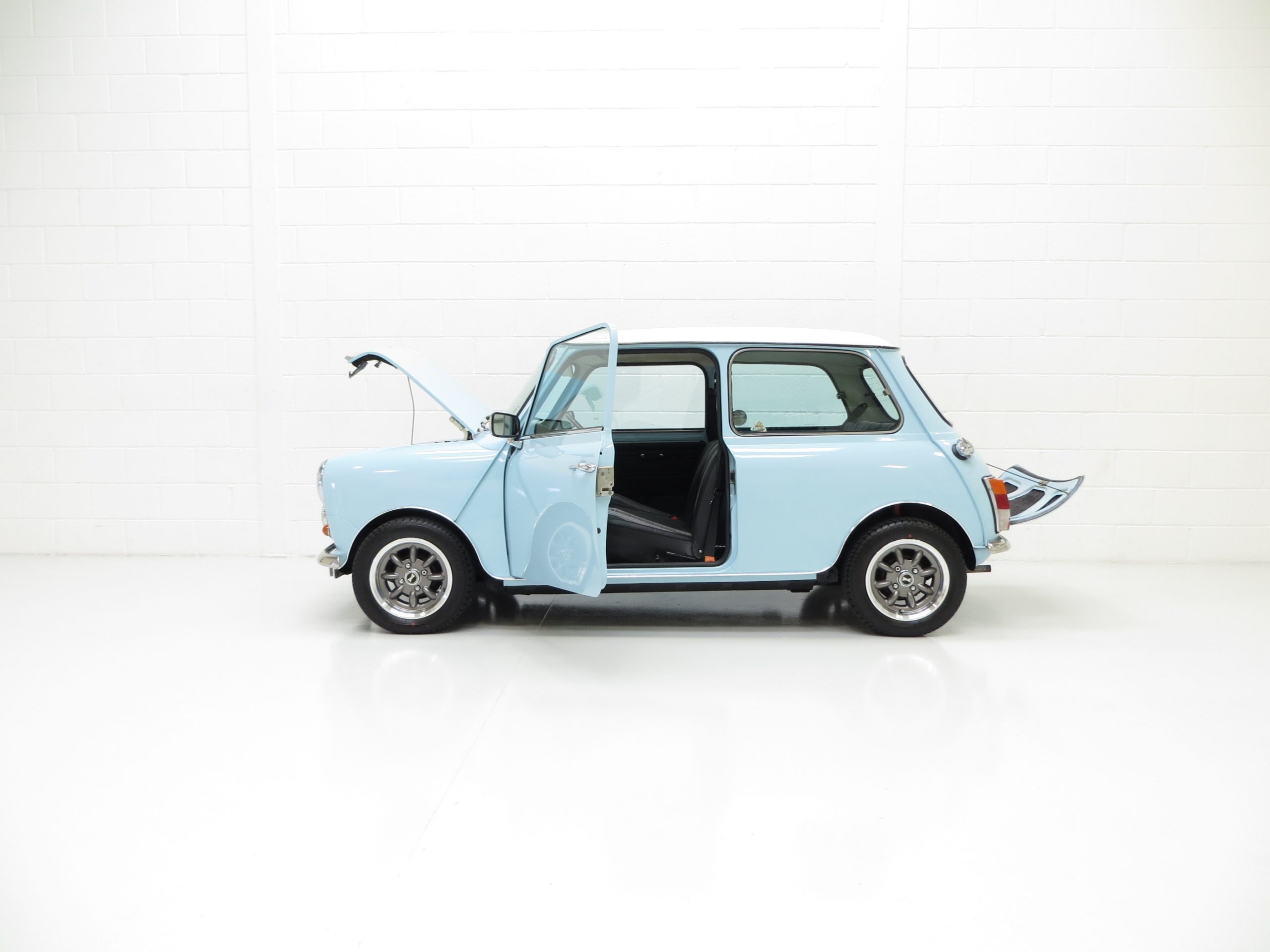 Mini Cooper Replica Baby Blue – KGF