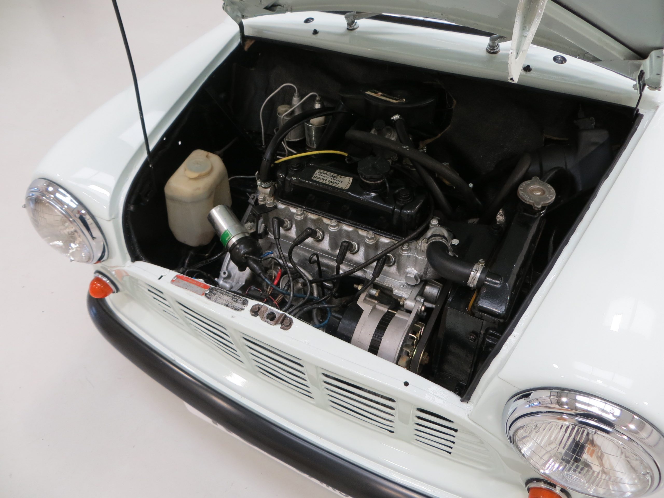 Austin Mini 850 Light Van – KGF