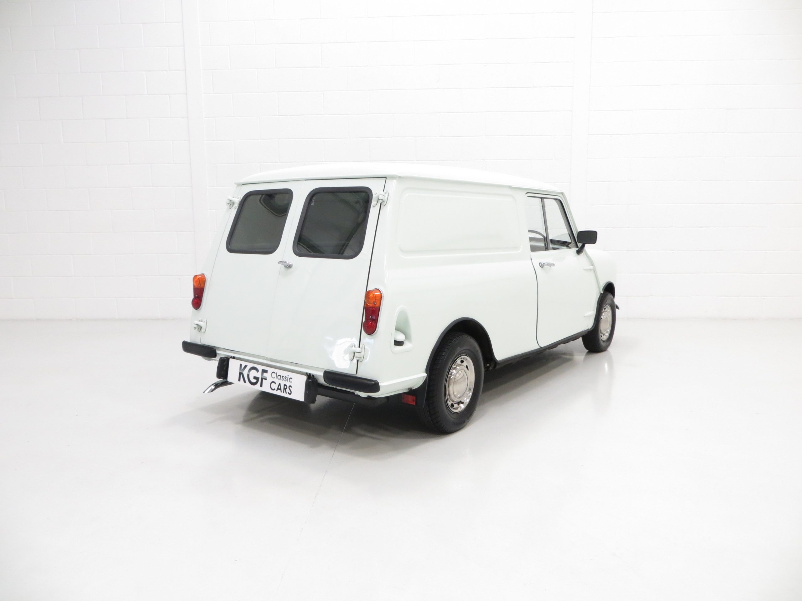 Austin Mini 850 Light Van – KGF