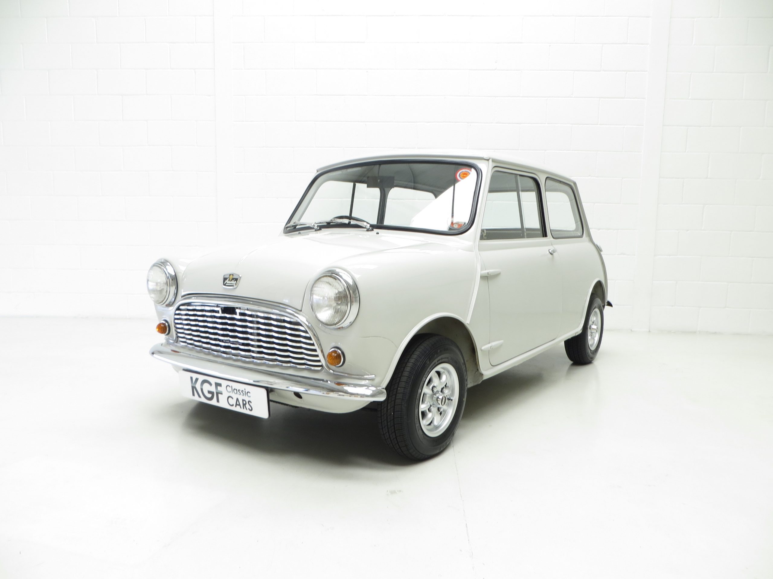 Austin Seven Basic Mini Saloon – KGF