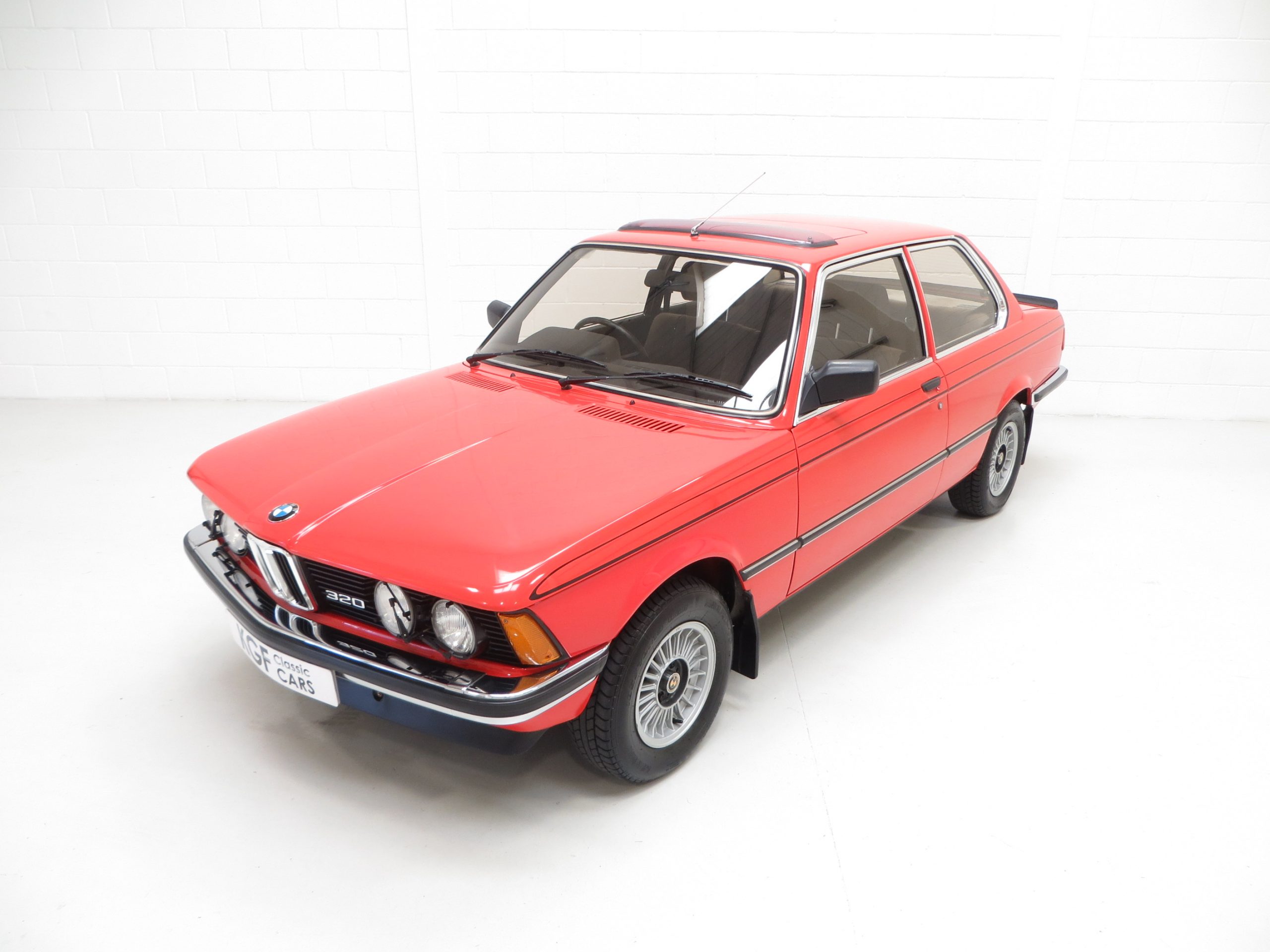 BMW E21 320 – KGF