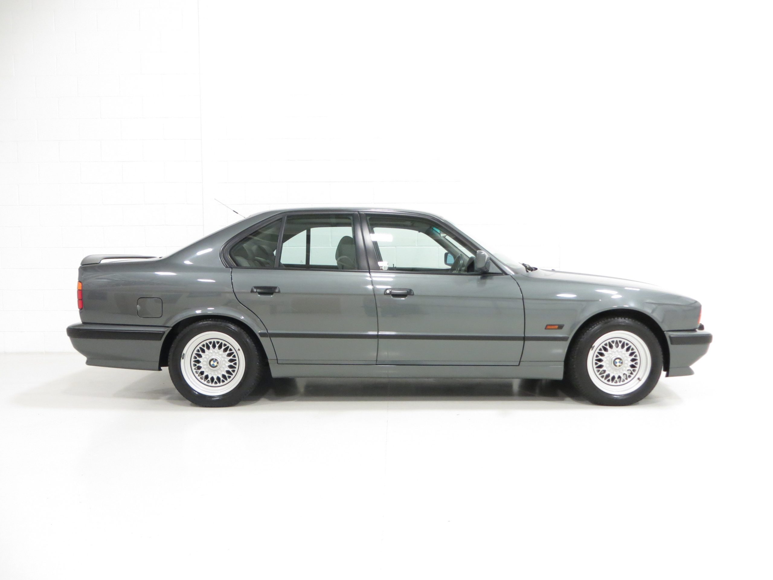 BMW E34 535i Sport – KGF