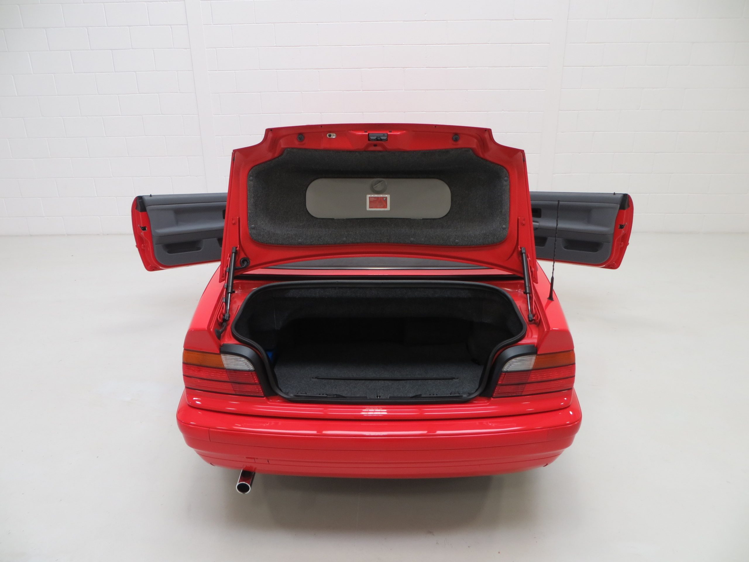 BMW E36 318i Convertible – KGF