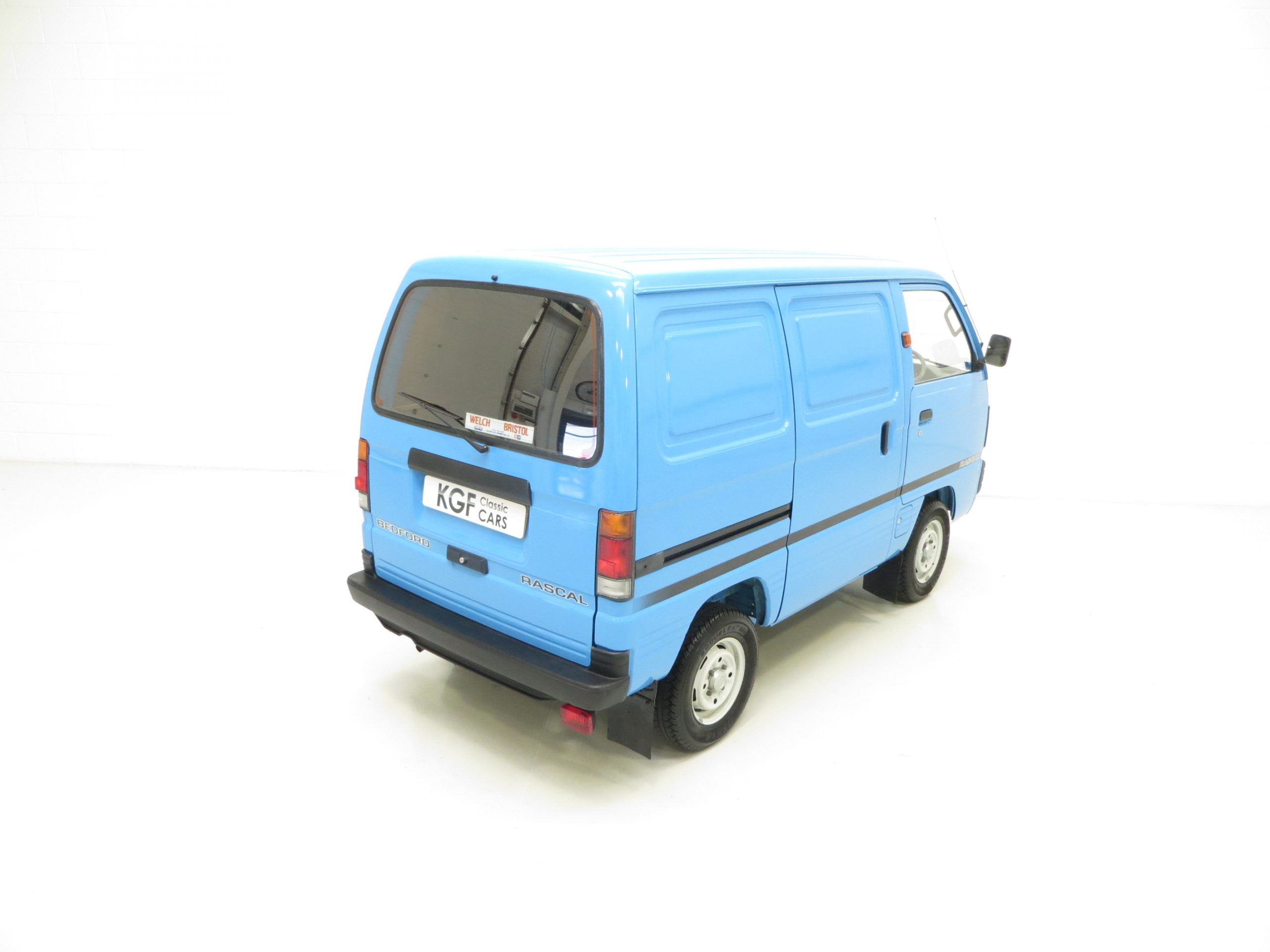 Bedford Rascal Van – KGF