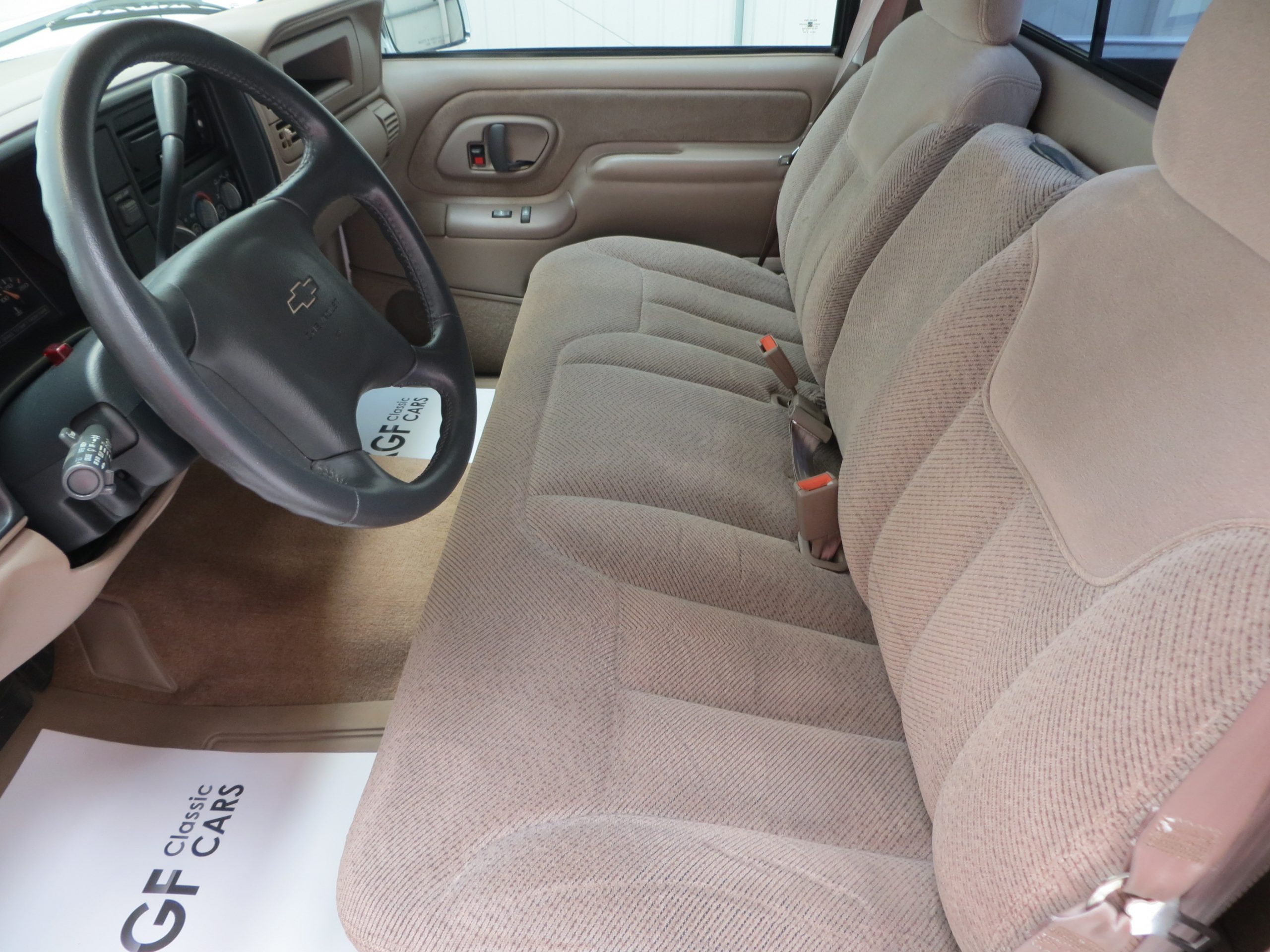 Chevrolet Silverado C/K2500 Fleetside Pick Up – KGF