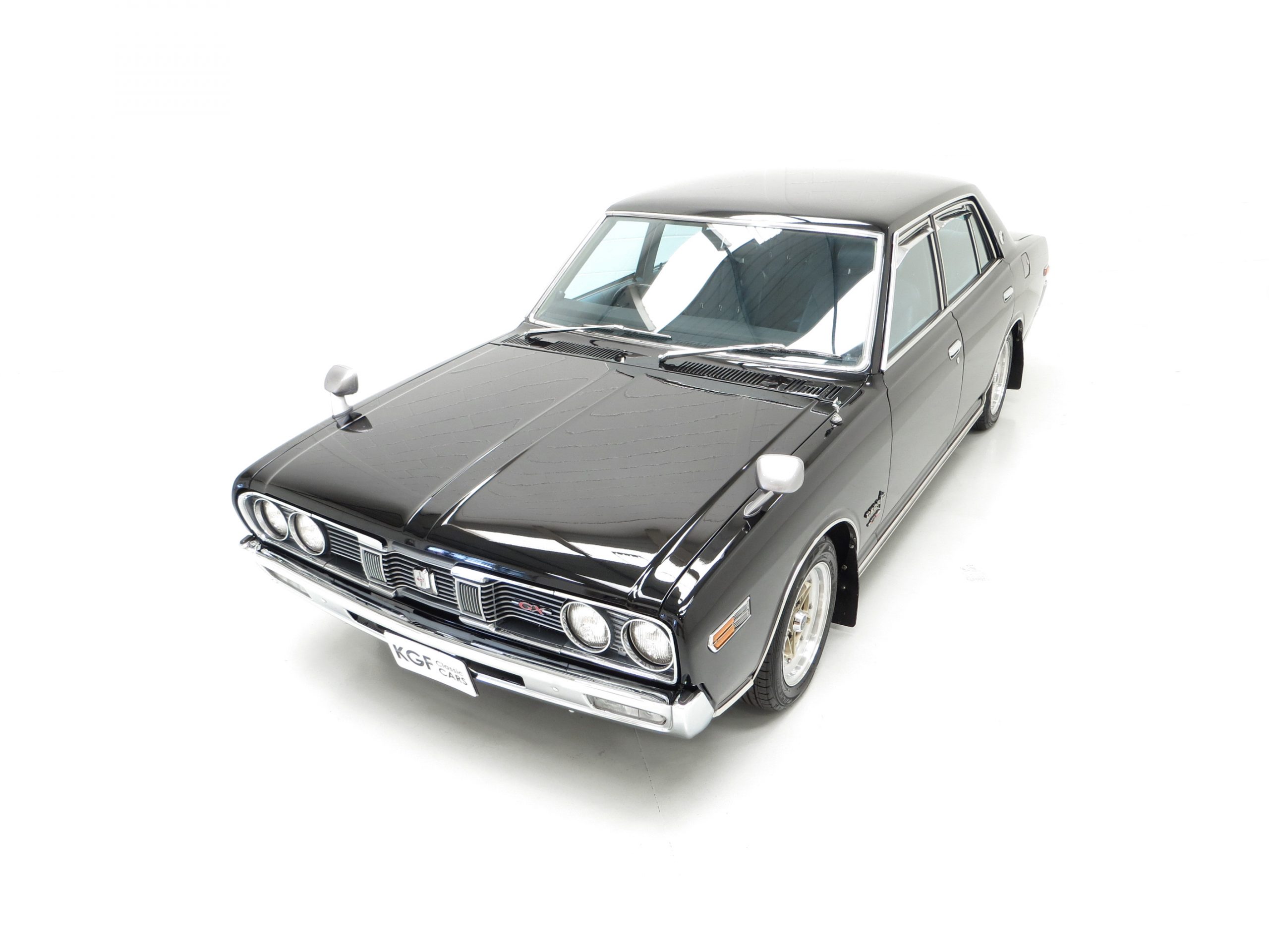 Nissan Cedric 230 GX – KGF