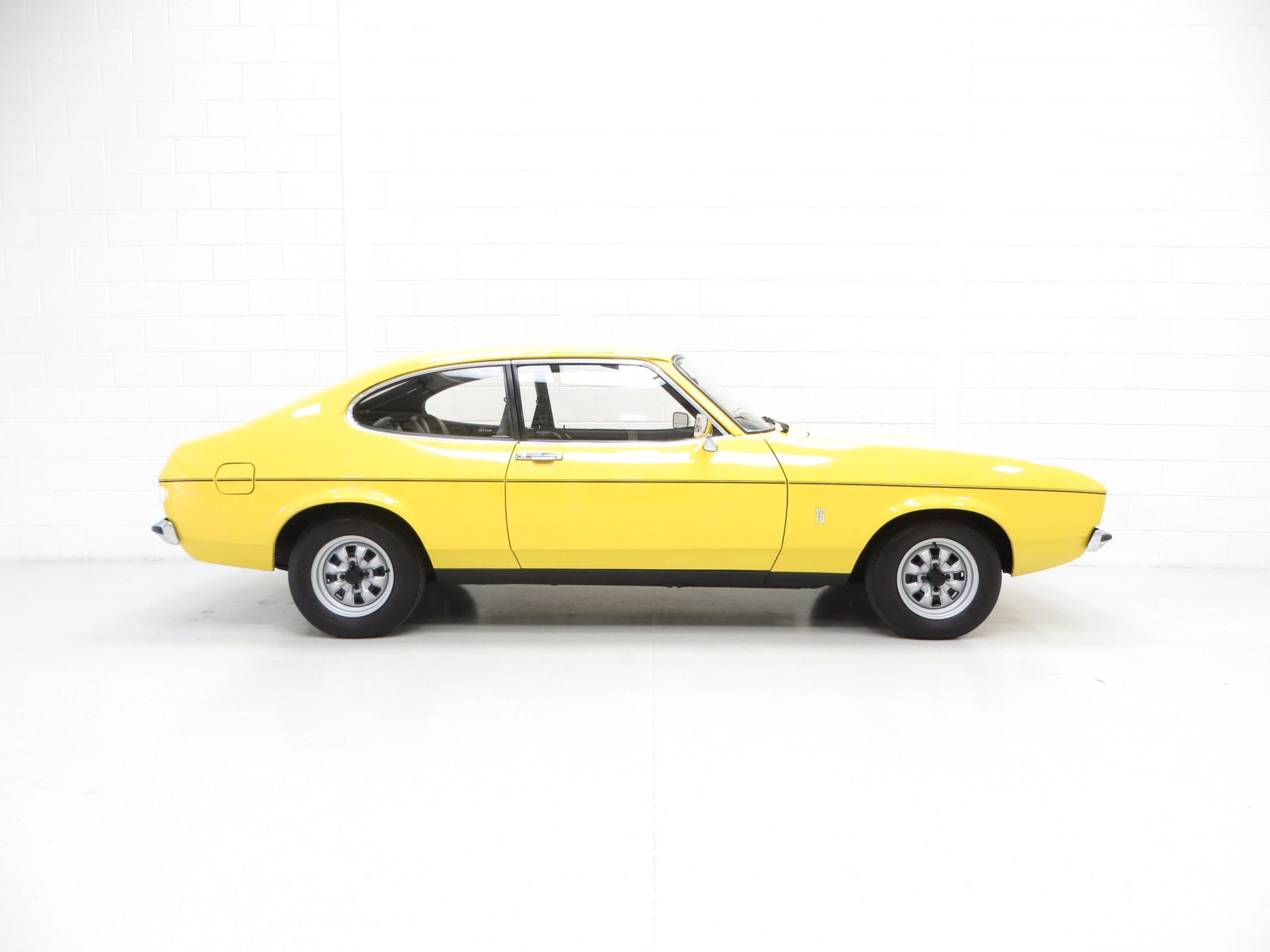 Ford Capri Mk2 1600L – KGF