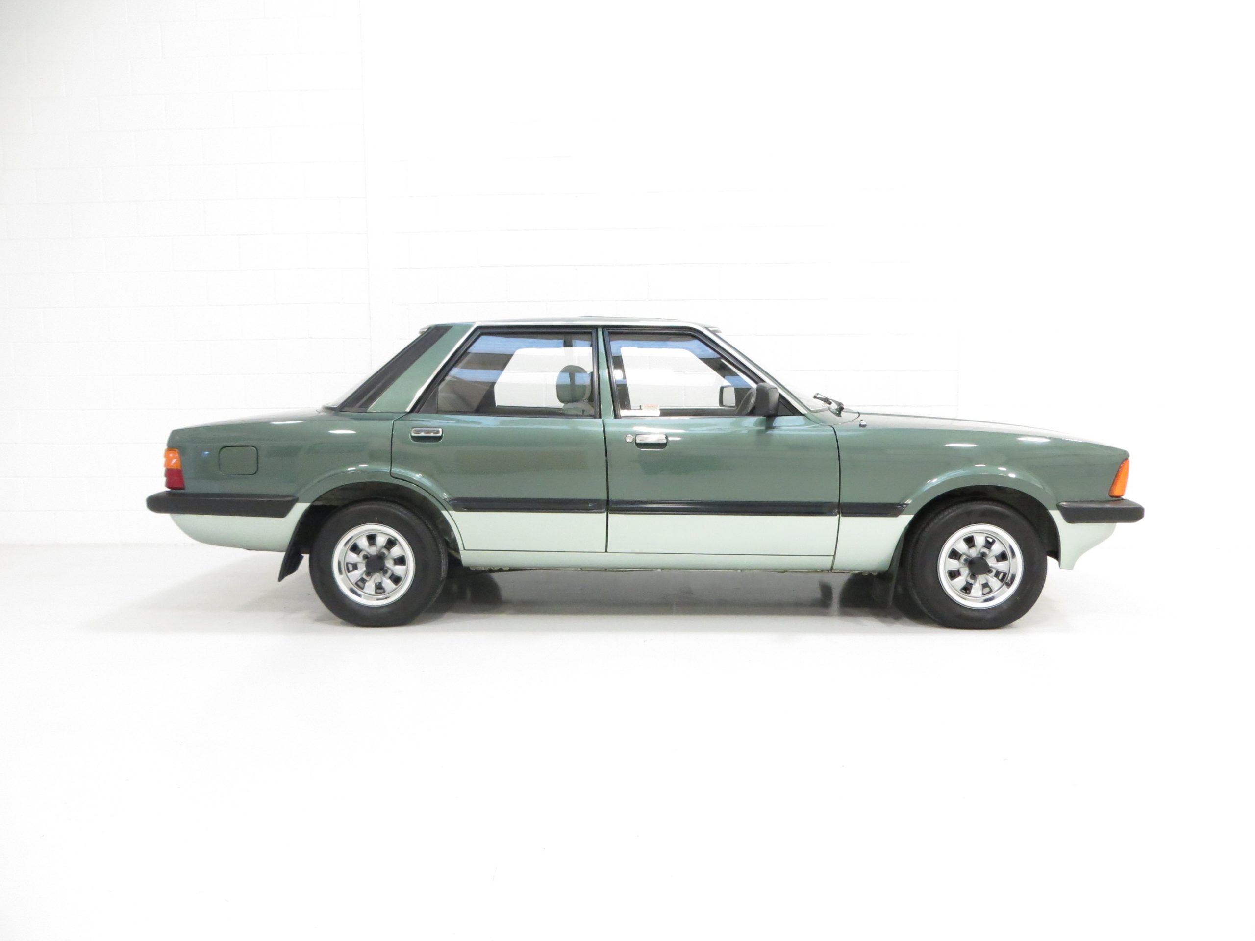 Ford Cortina MK5 Carousel – KGF