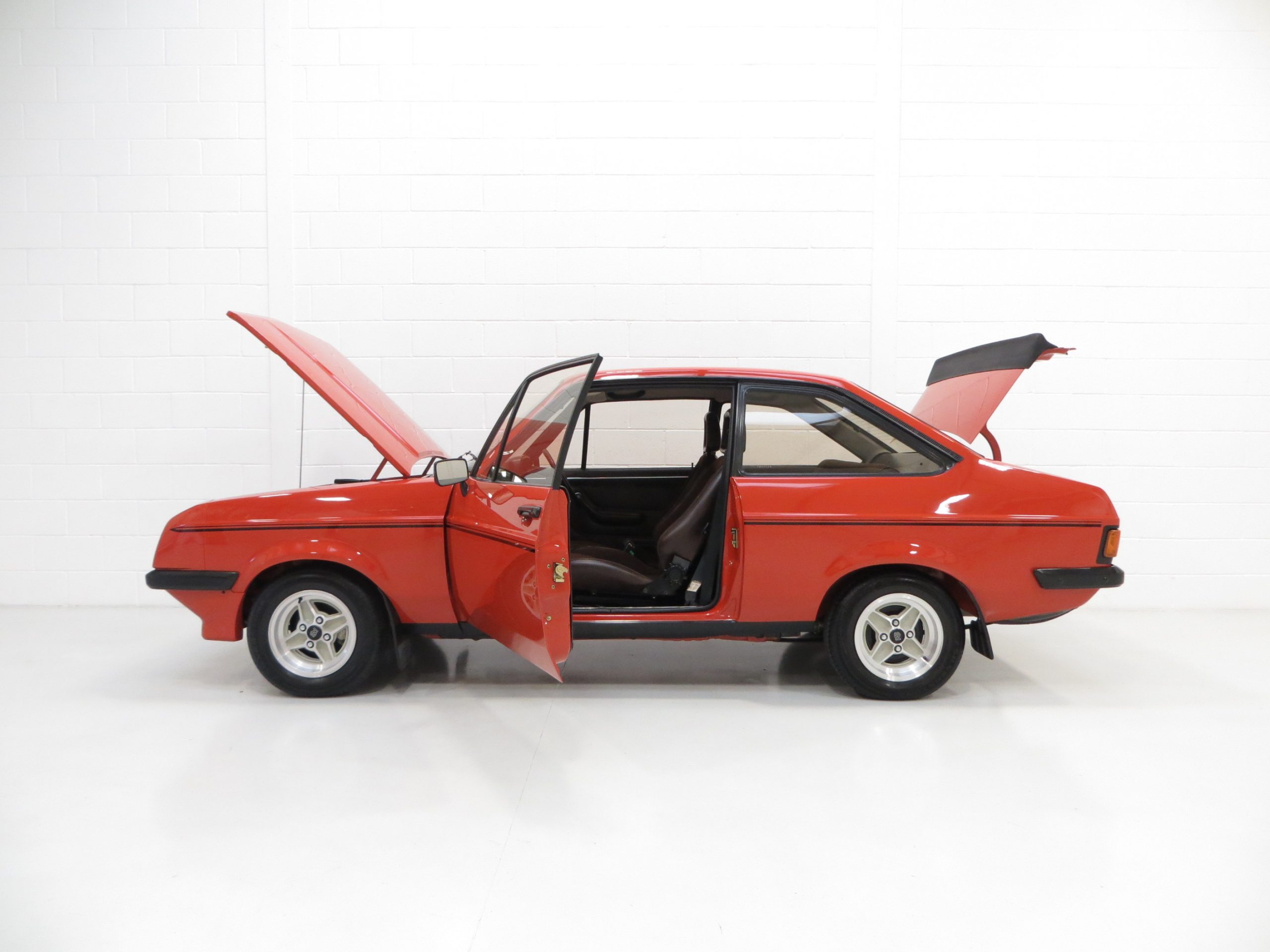 Ford Escort Mk2 RS2000 Custom – KGF