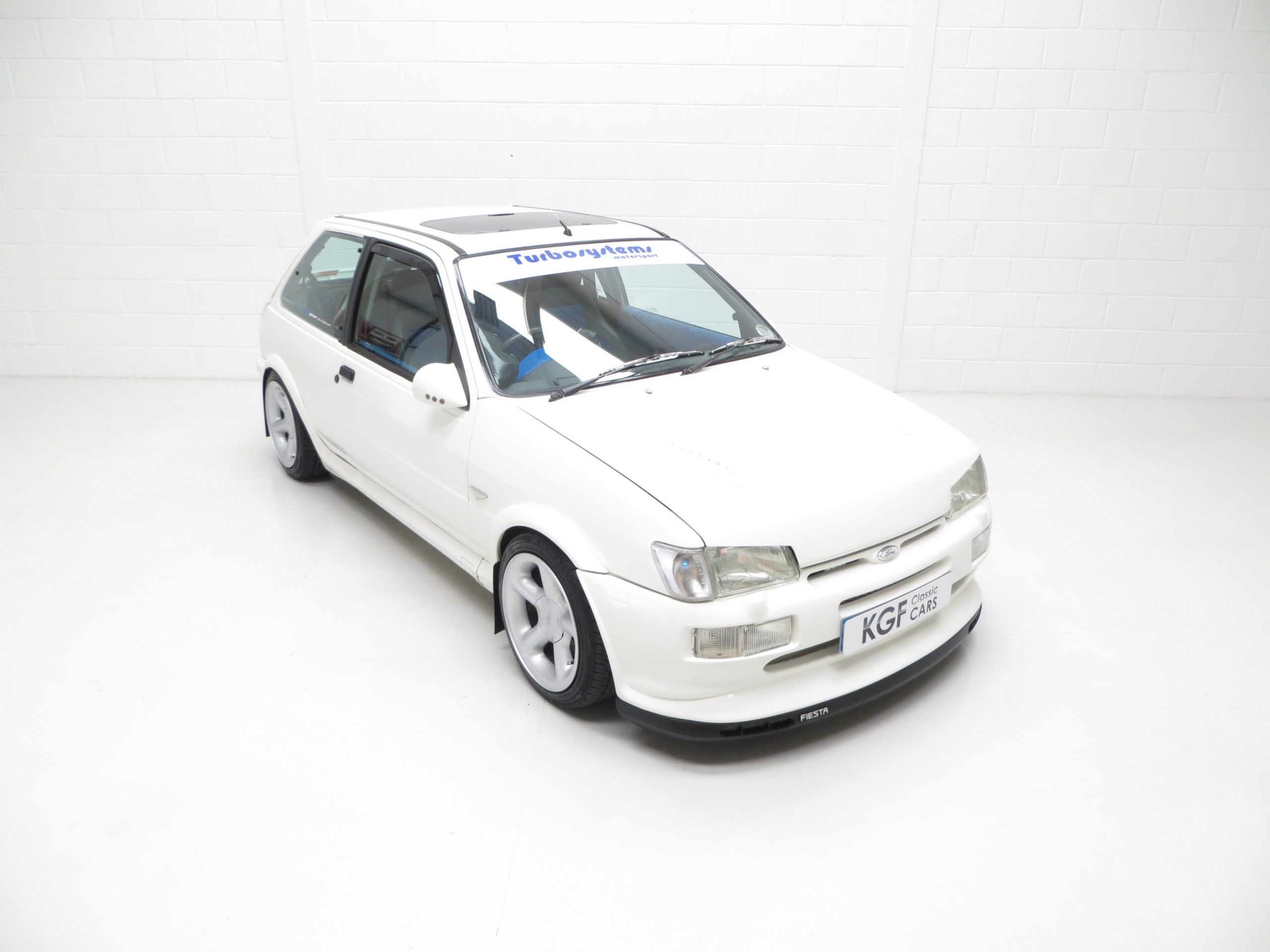 Ford Fiesta RS Turbo Max Power Recreation – KGF