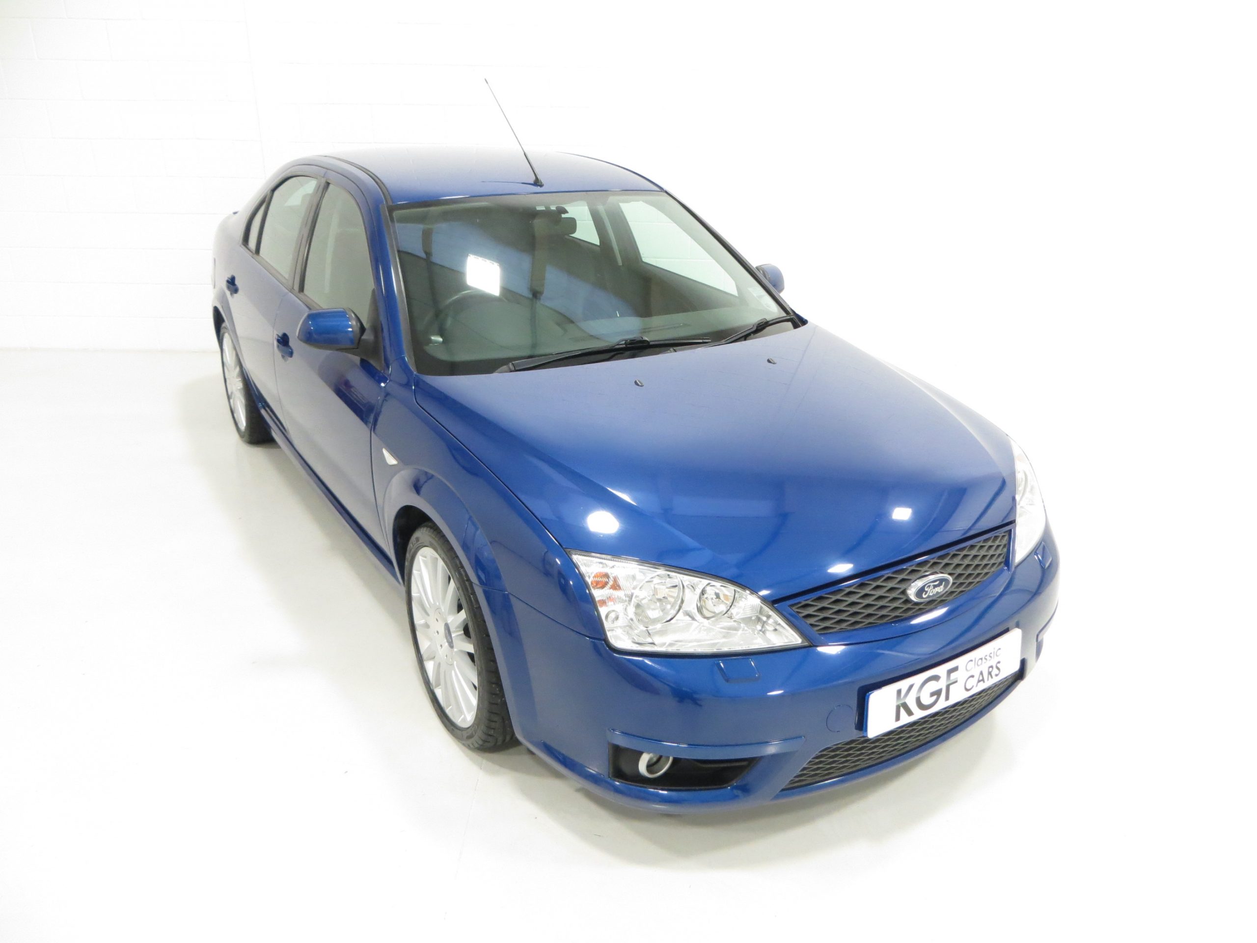 Ford Mondeo ST220 – KGF