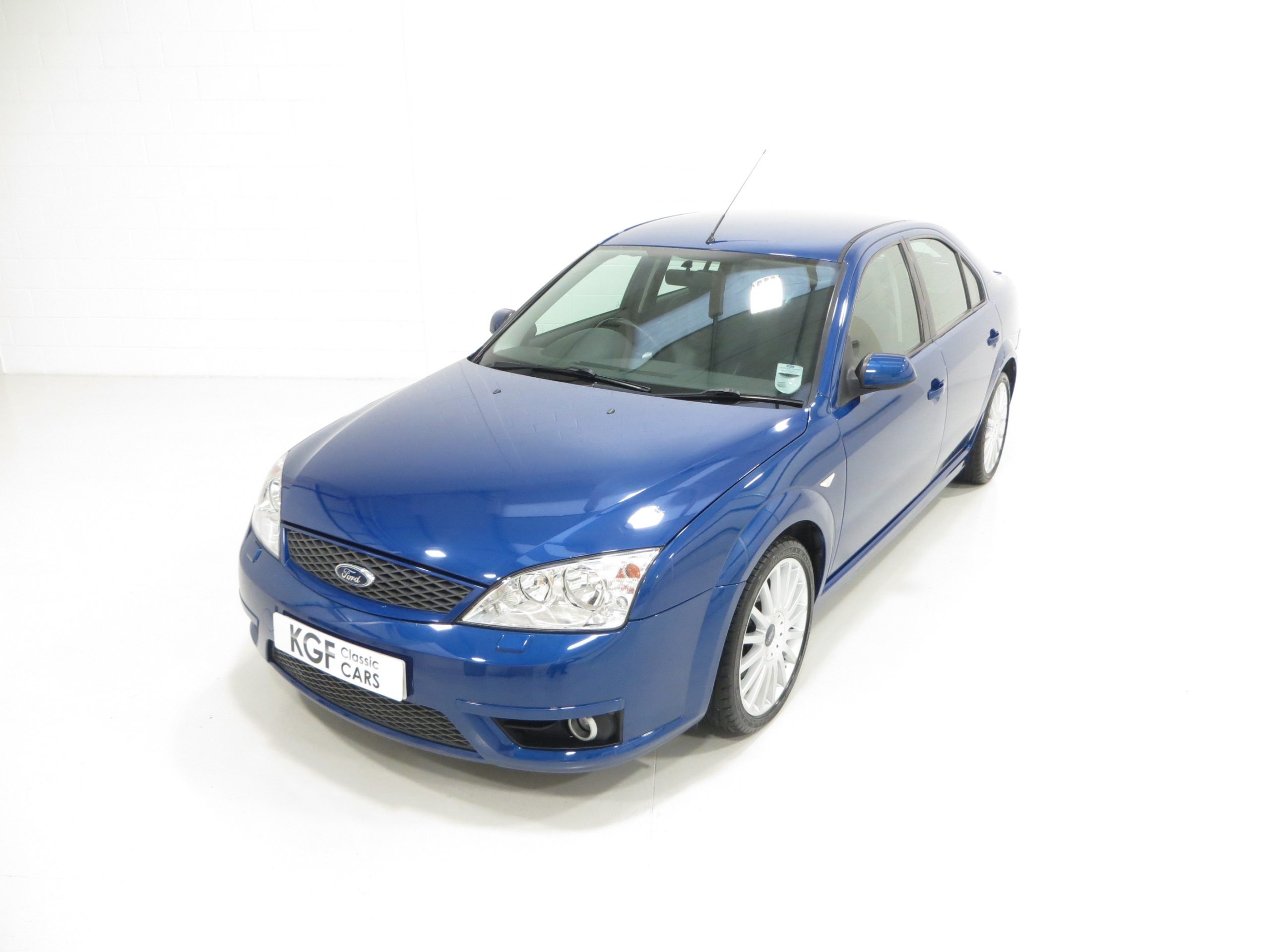 Ford Mondeo ST220 – KGF
