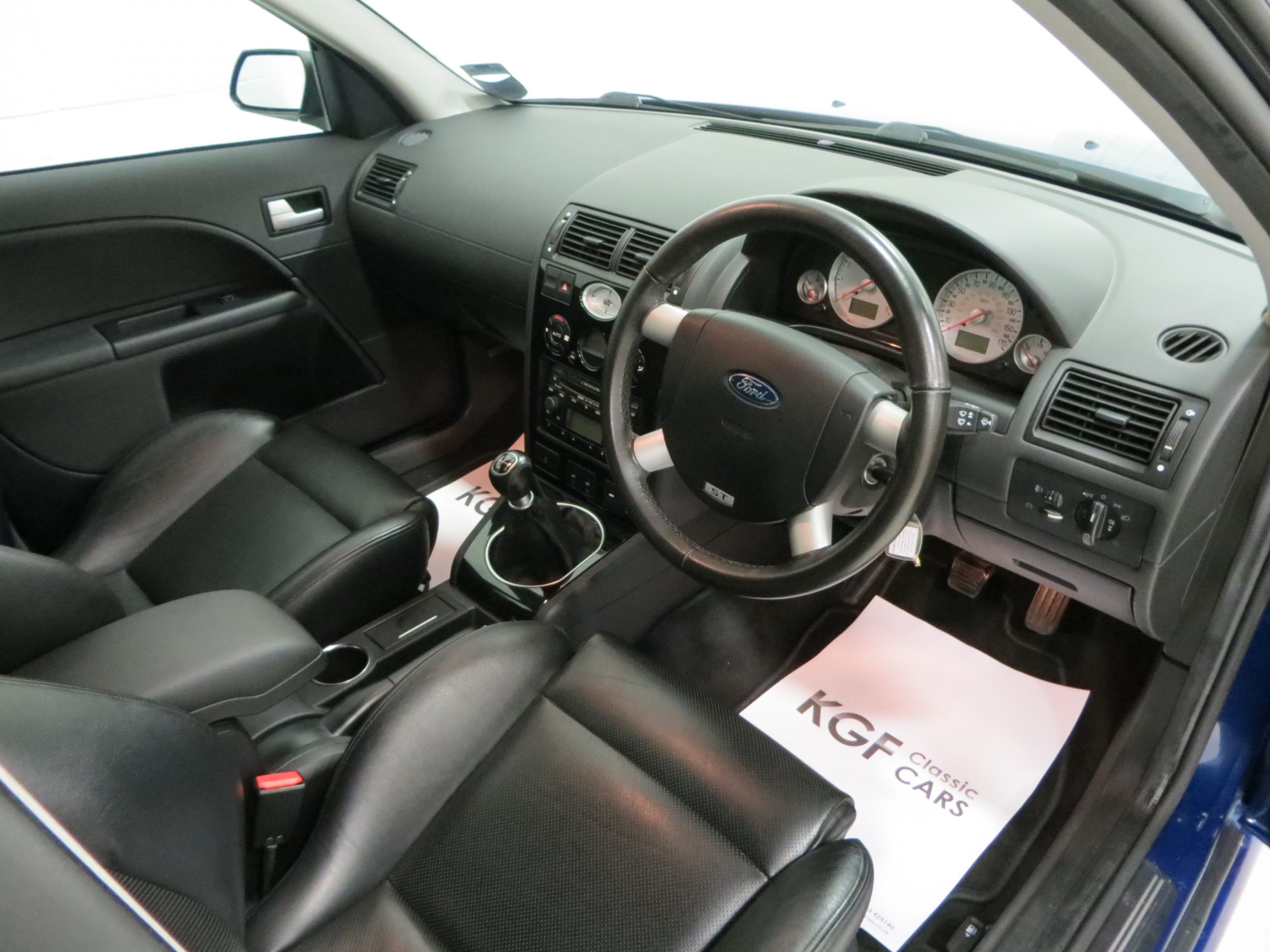 Ford Mondeo ST220 – KGF