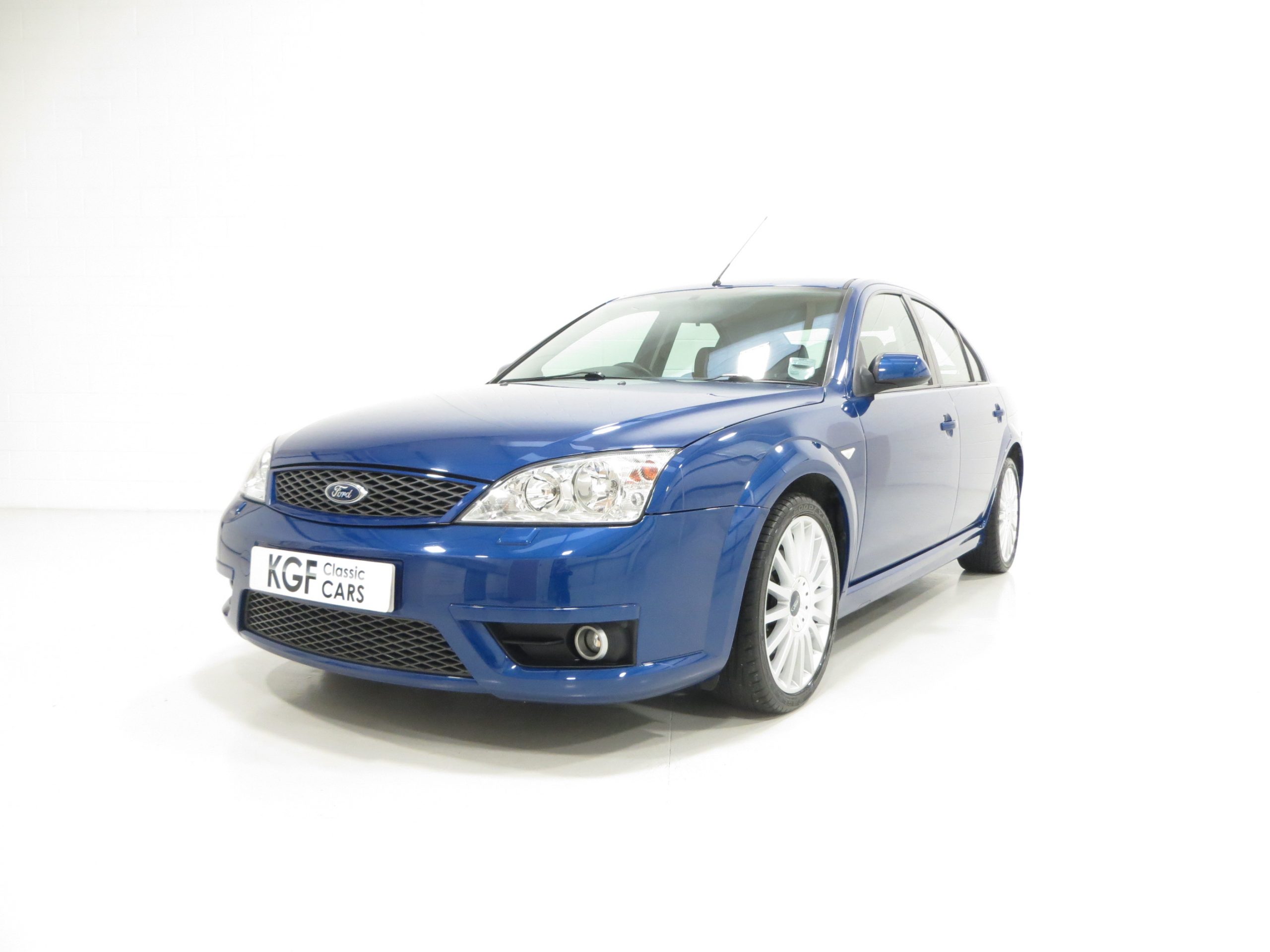 Ford Mondeo ST220 – KGF