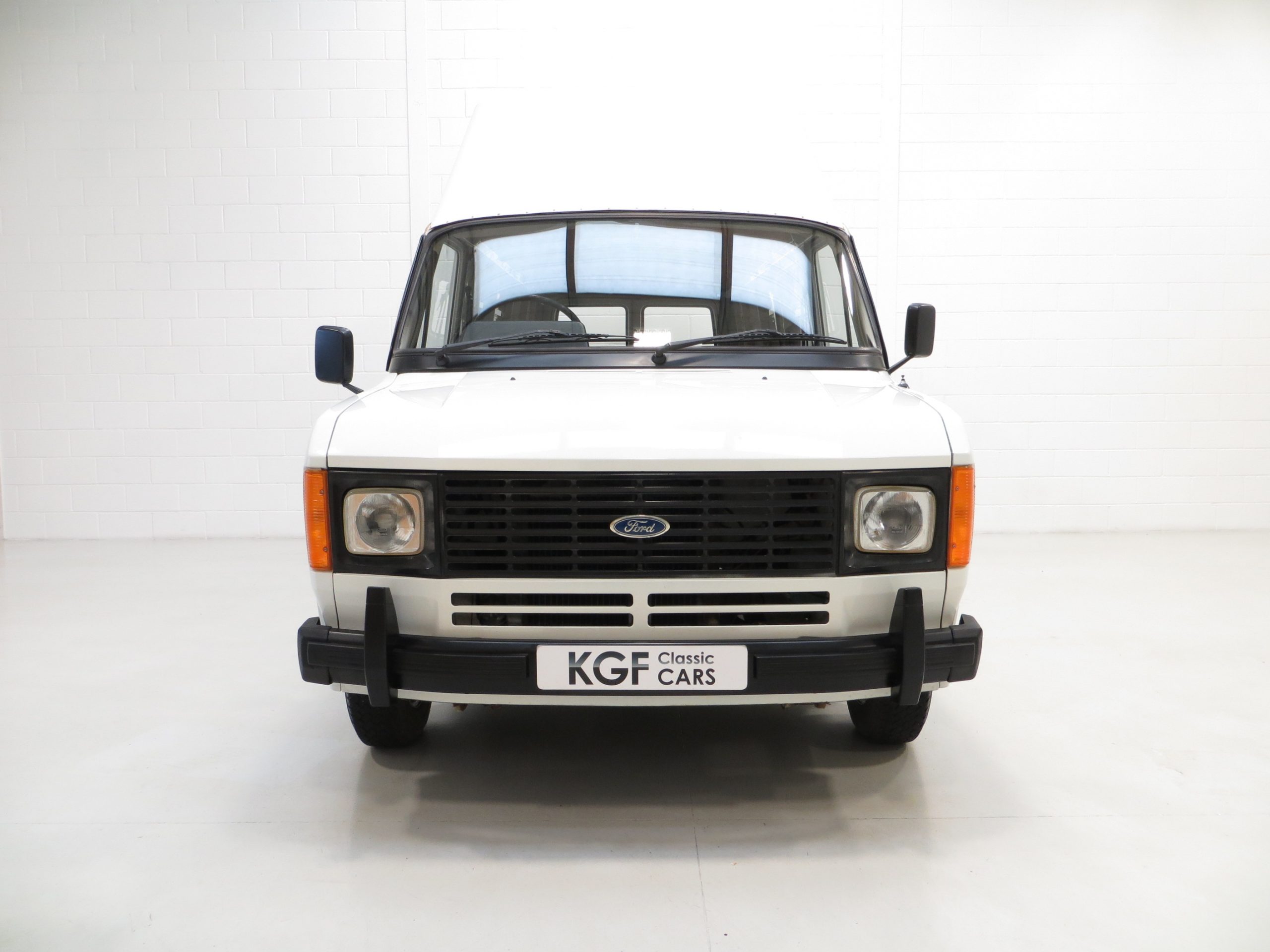 Ford Transit Mk2 Van 190 – KGF