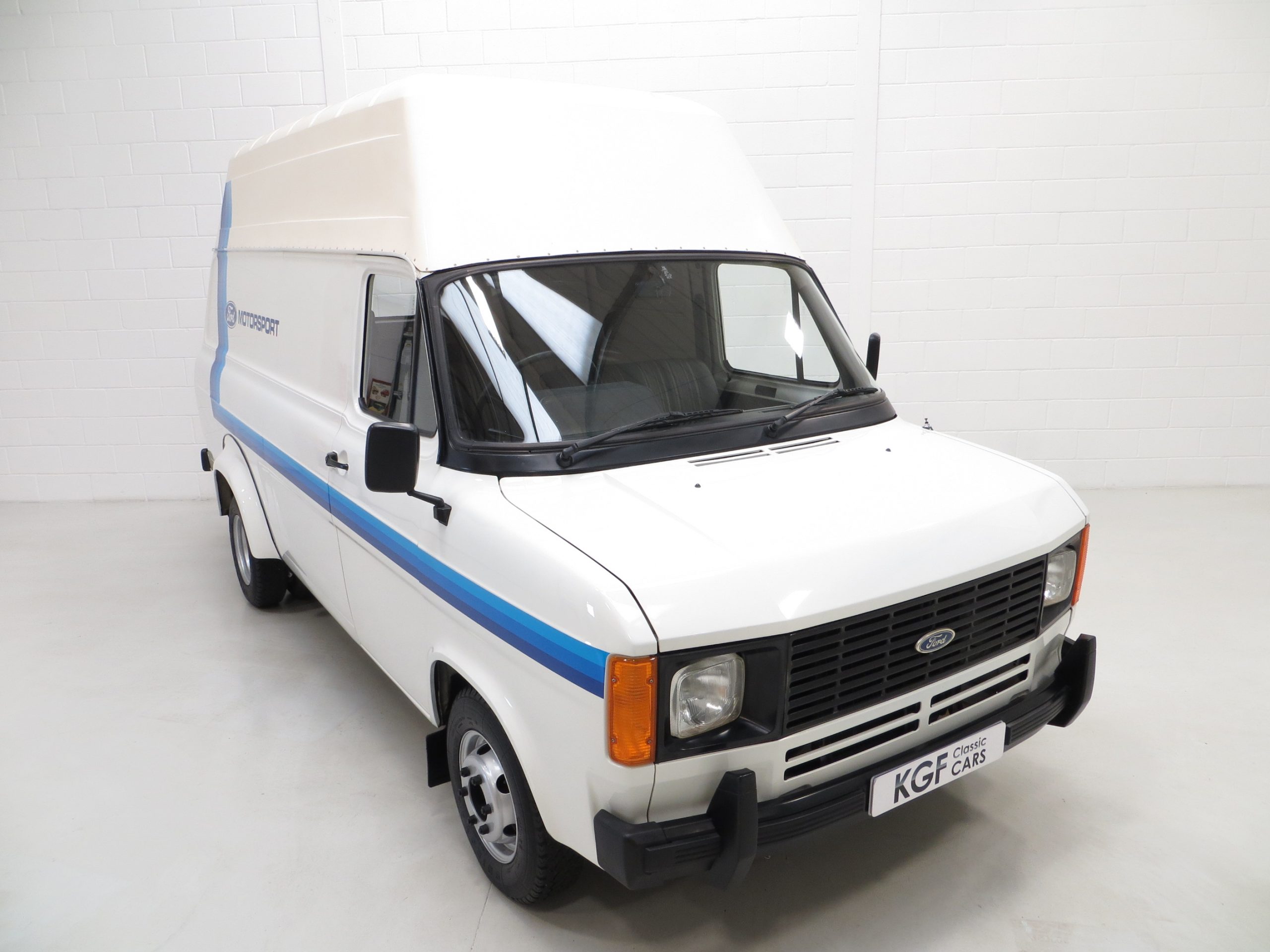 Ford Transit Mk2 Van 190 – KGF