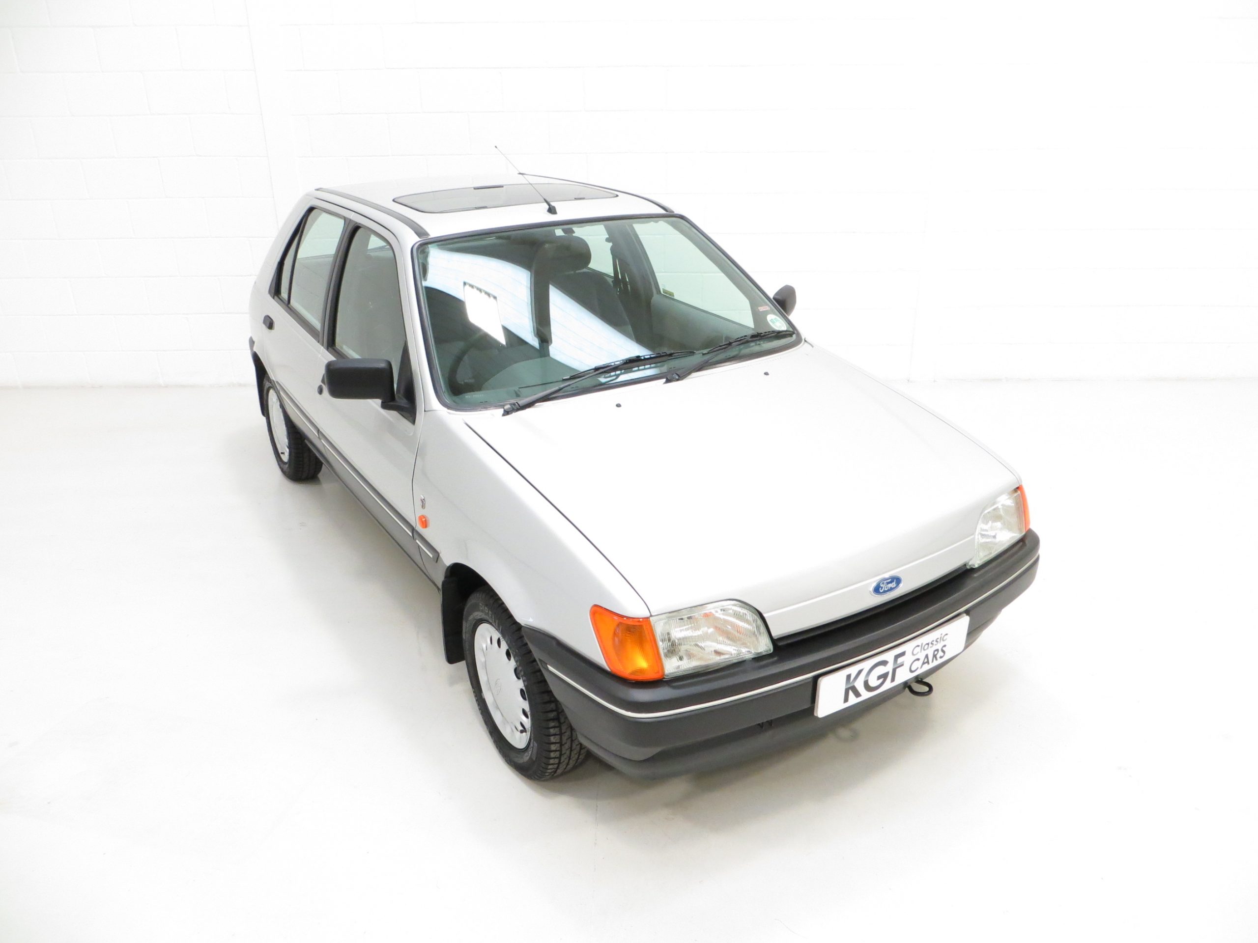 Ford Fiesta MK3 1.4 Ghia – KGF