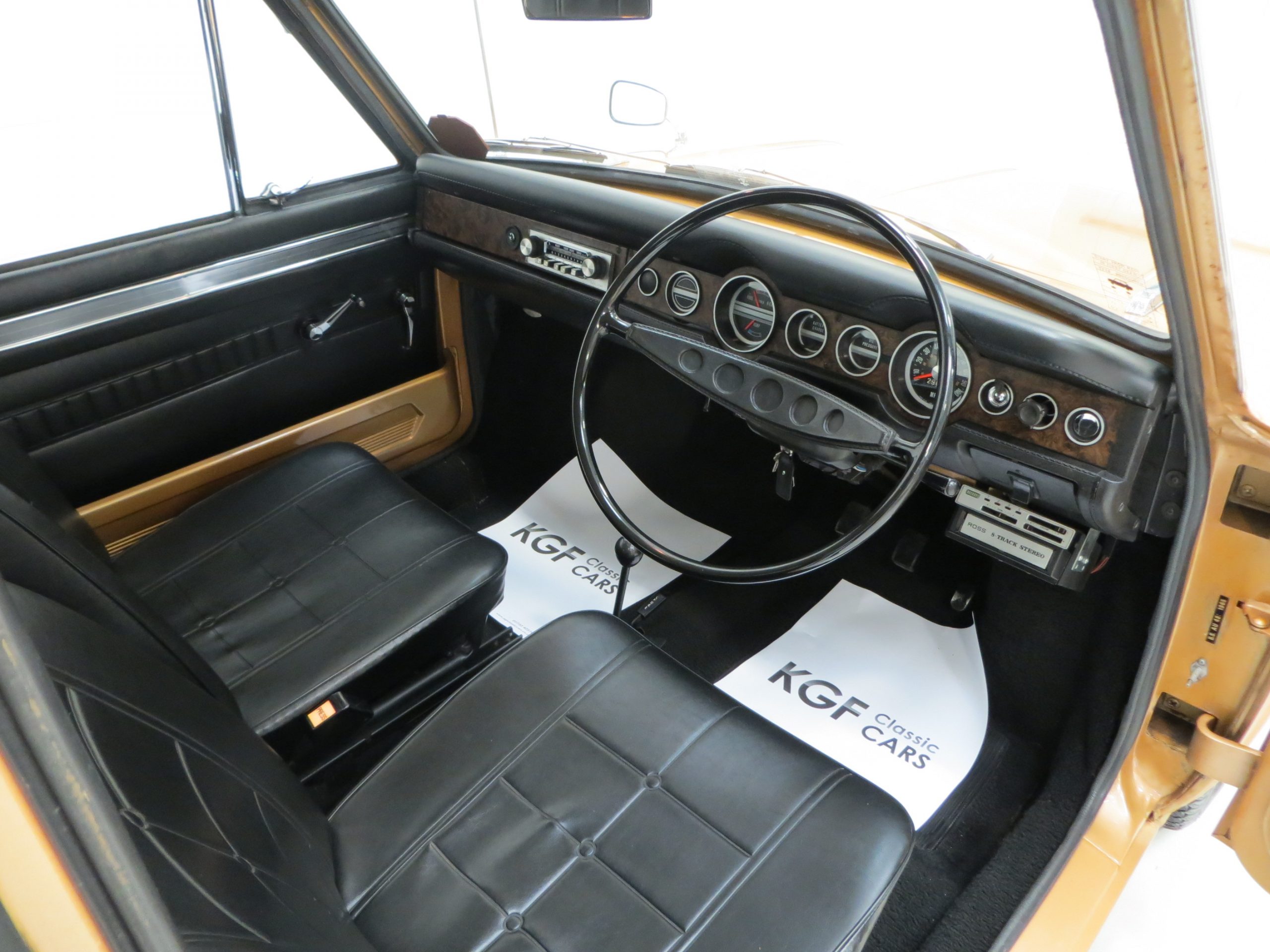 Hillman Super Imp – KGF