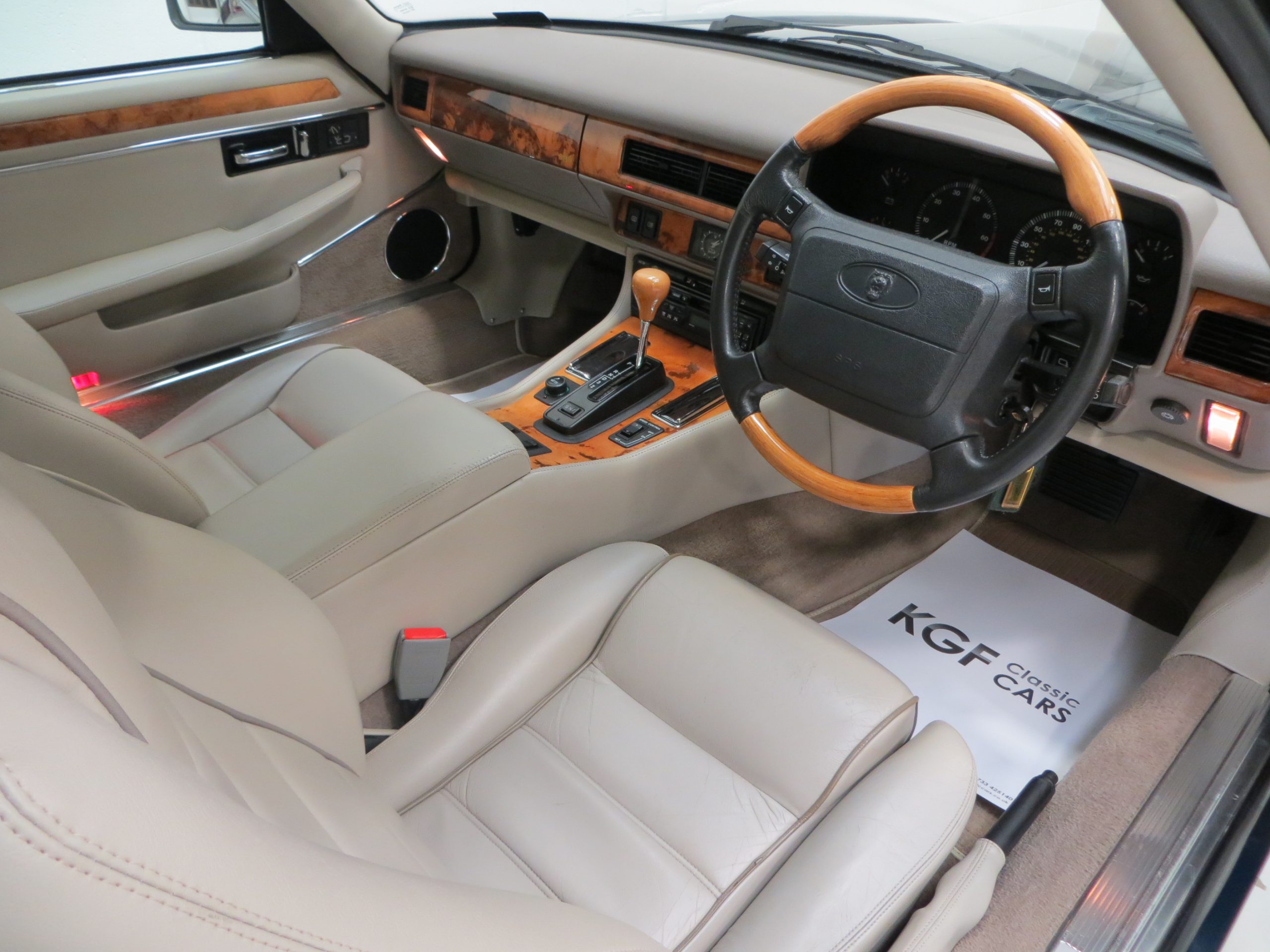 Jaguar XJS 4.0 Celebration – KGF