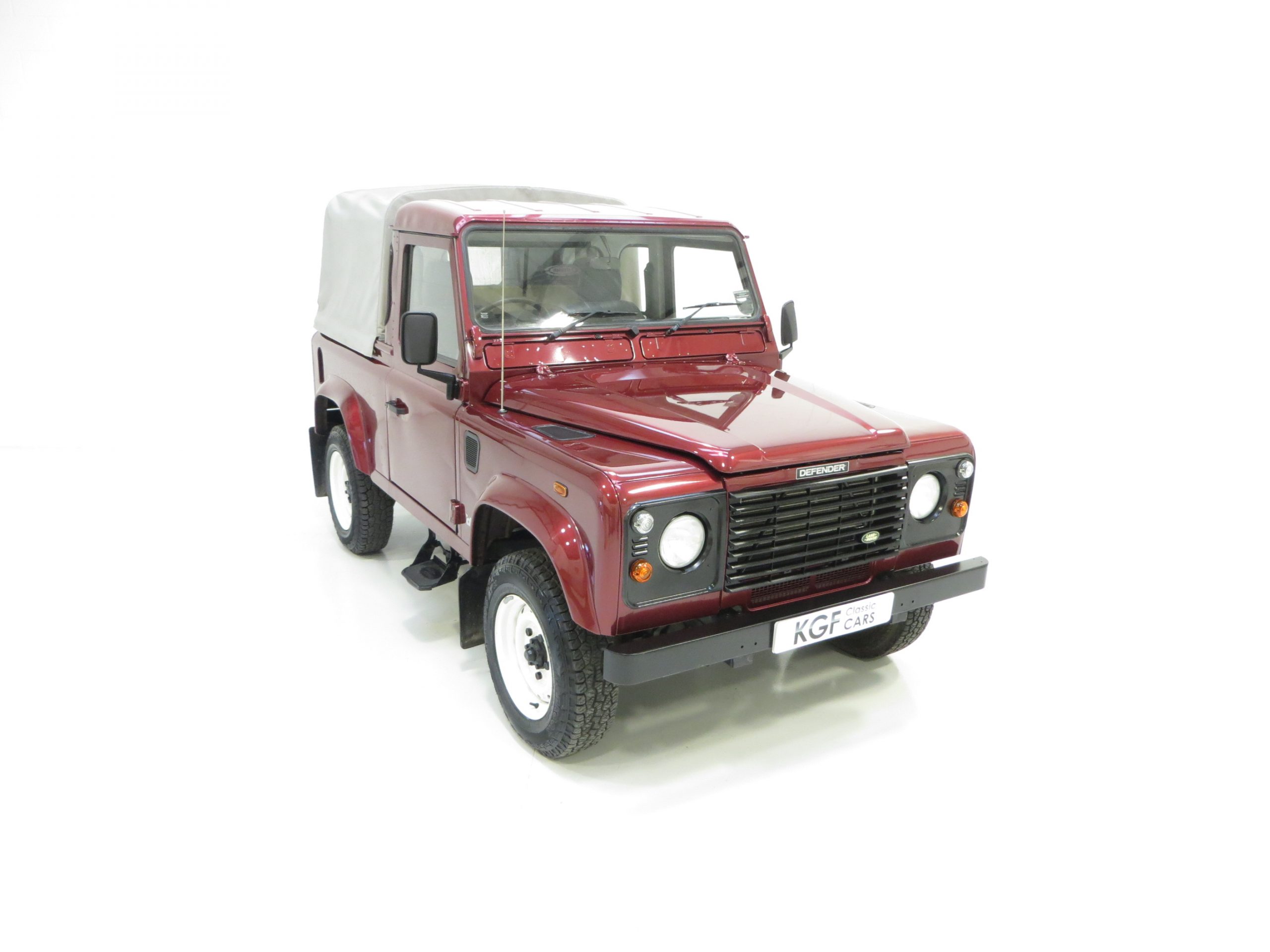 Land Rover Defender 90 TD5 – KGF