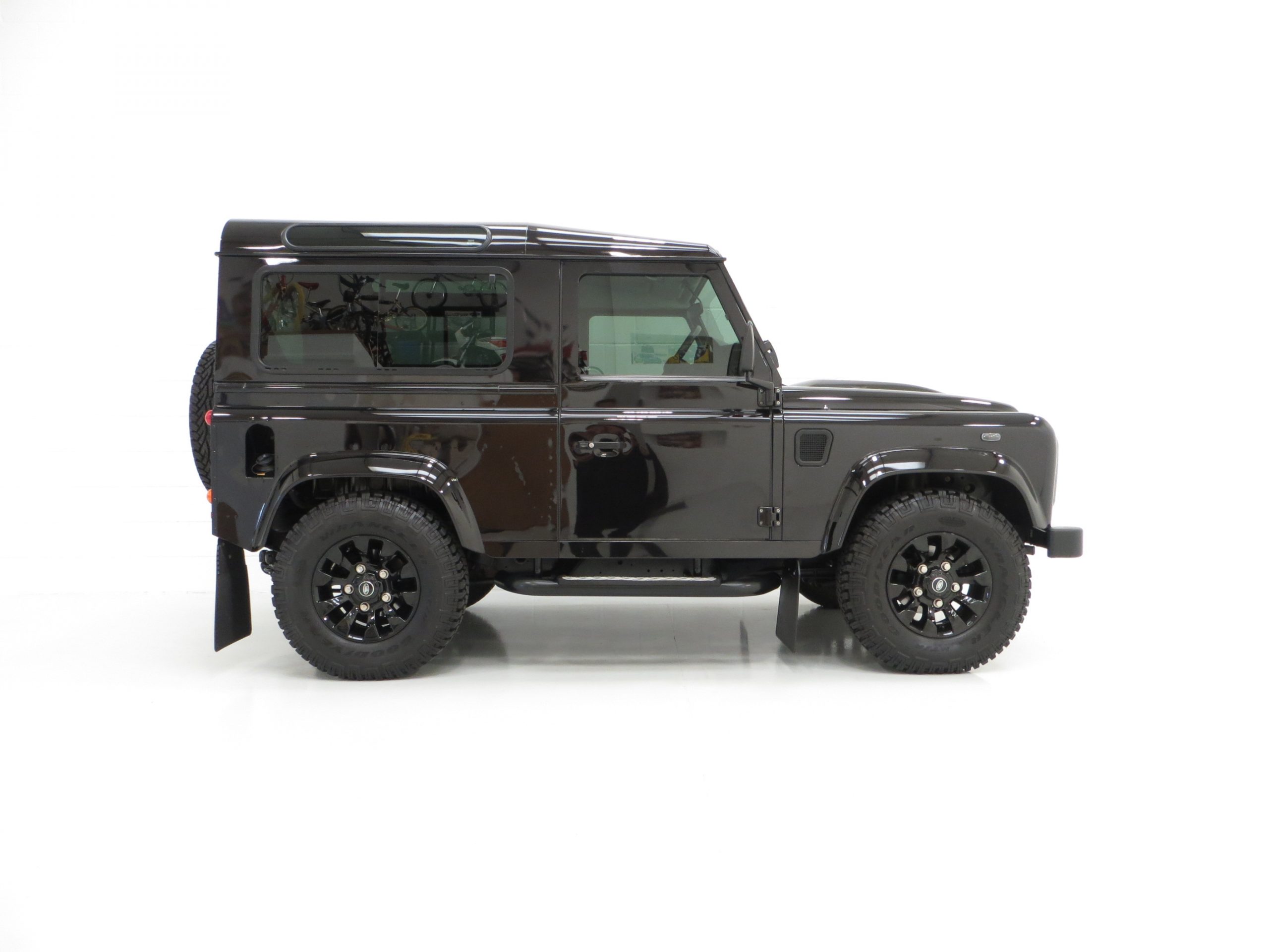 Land Rover Defender 90 XS – KGF