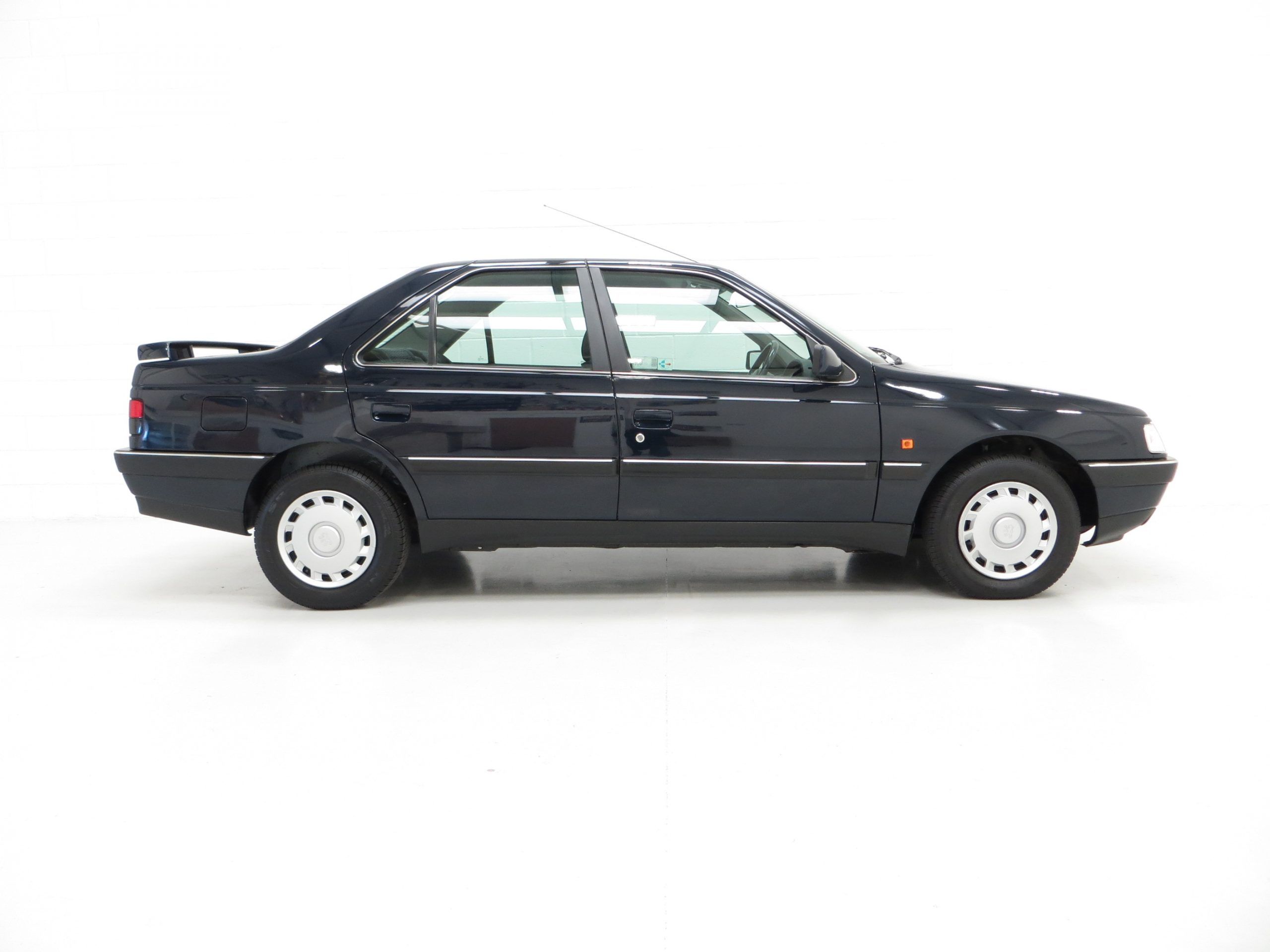 Peugeot 405 GLX – KGF