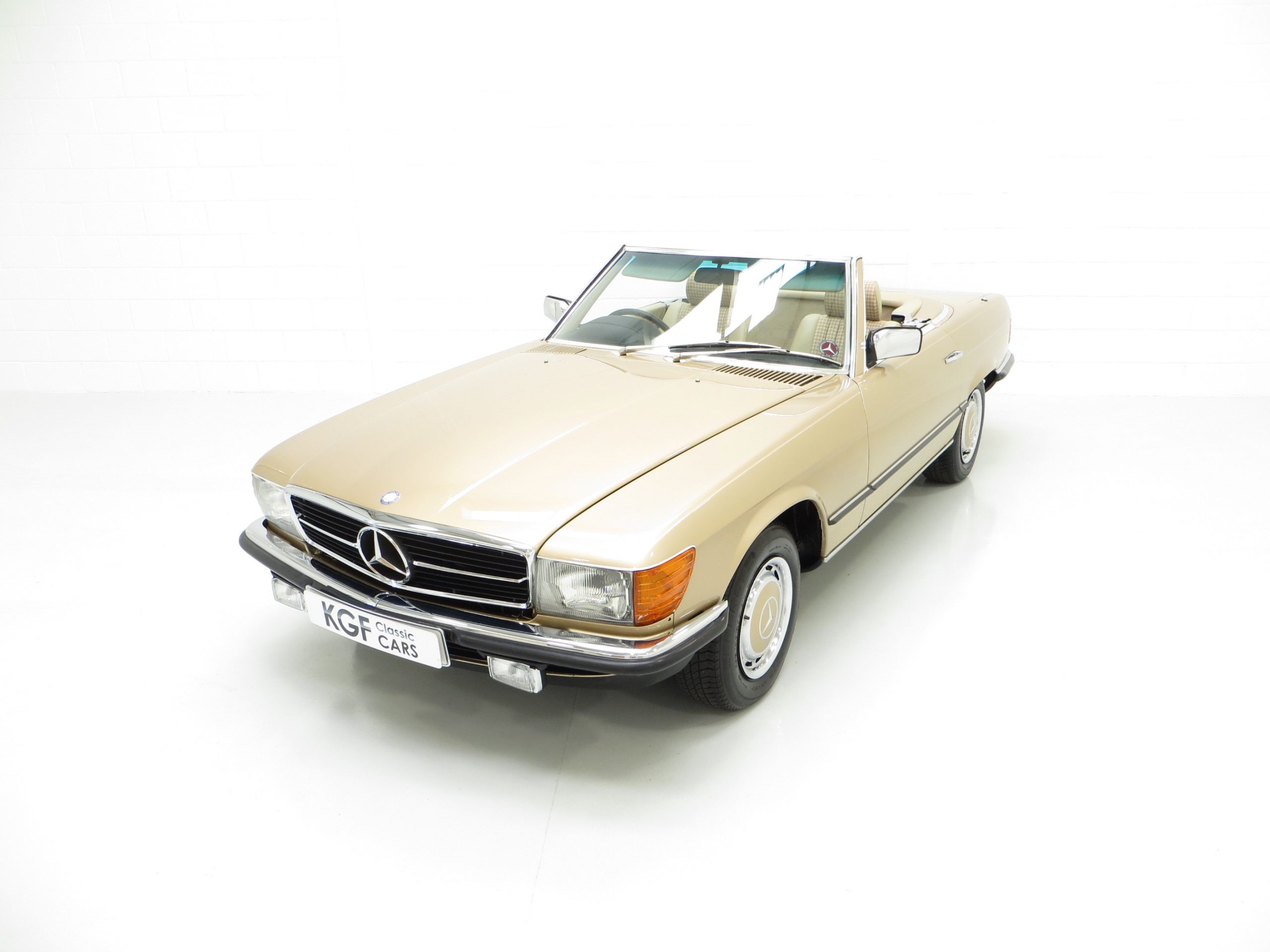 Mercedes-Benz 280SL R107 – KGF