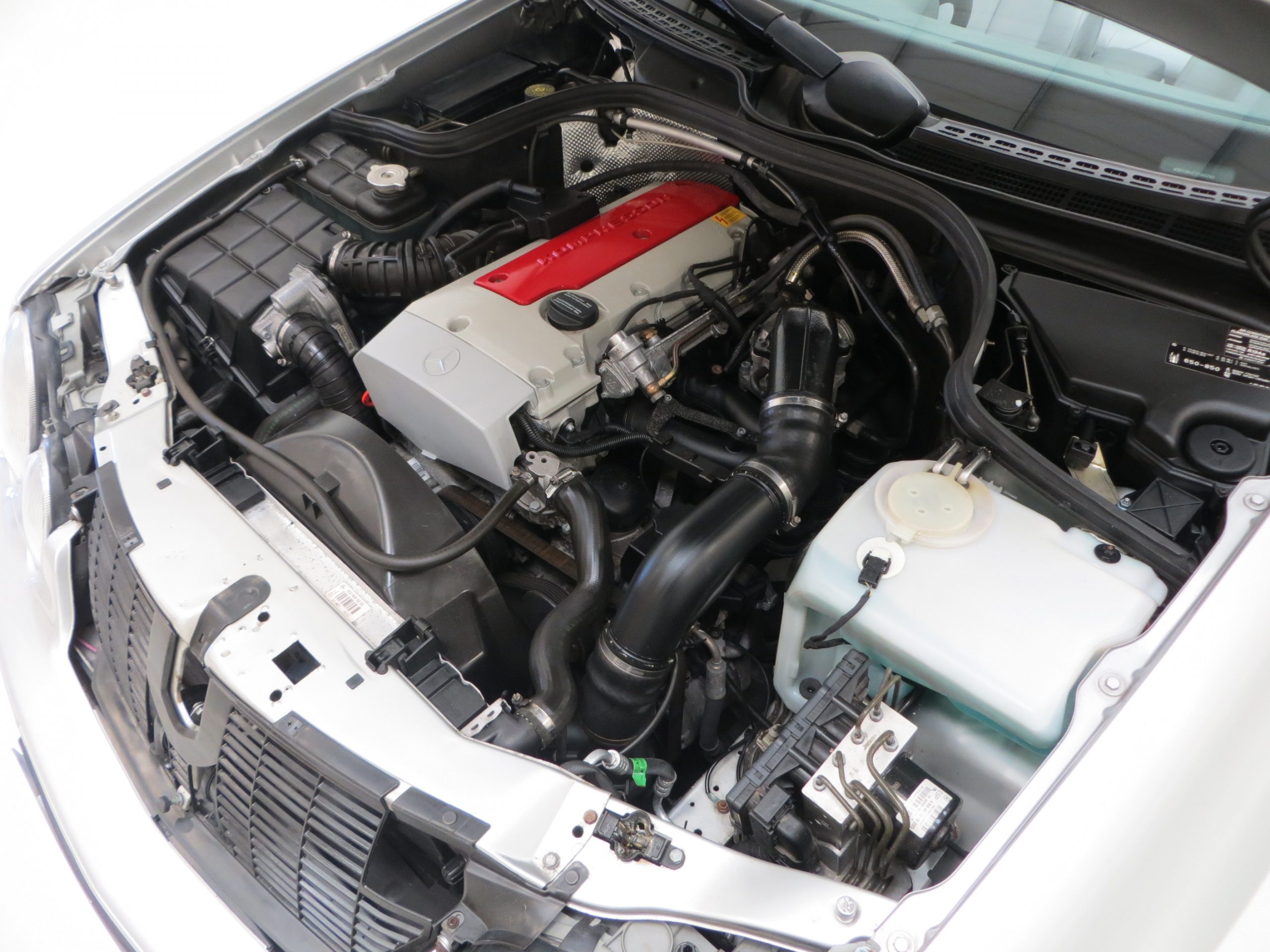 Mercedes-Benz CLK230 Elegance Cabriolet – KGF