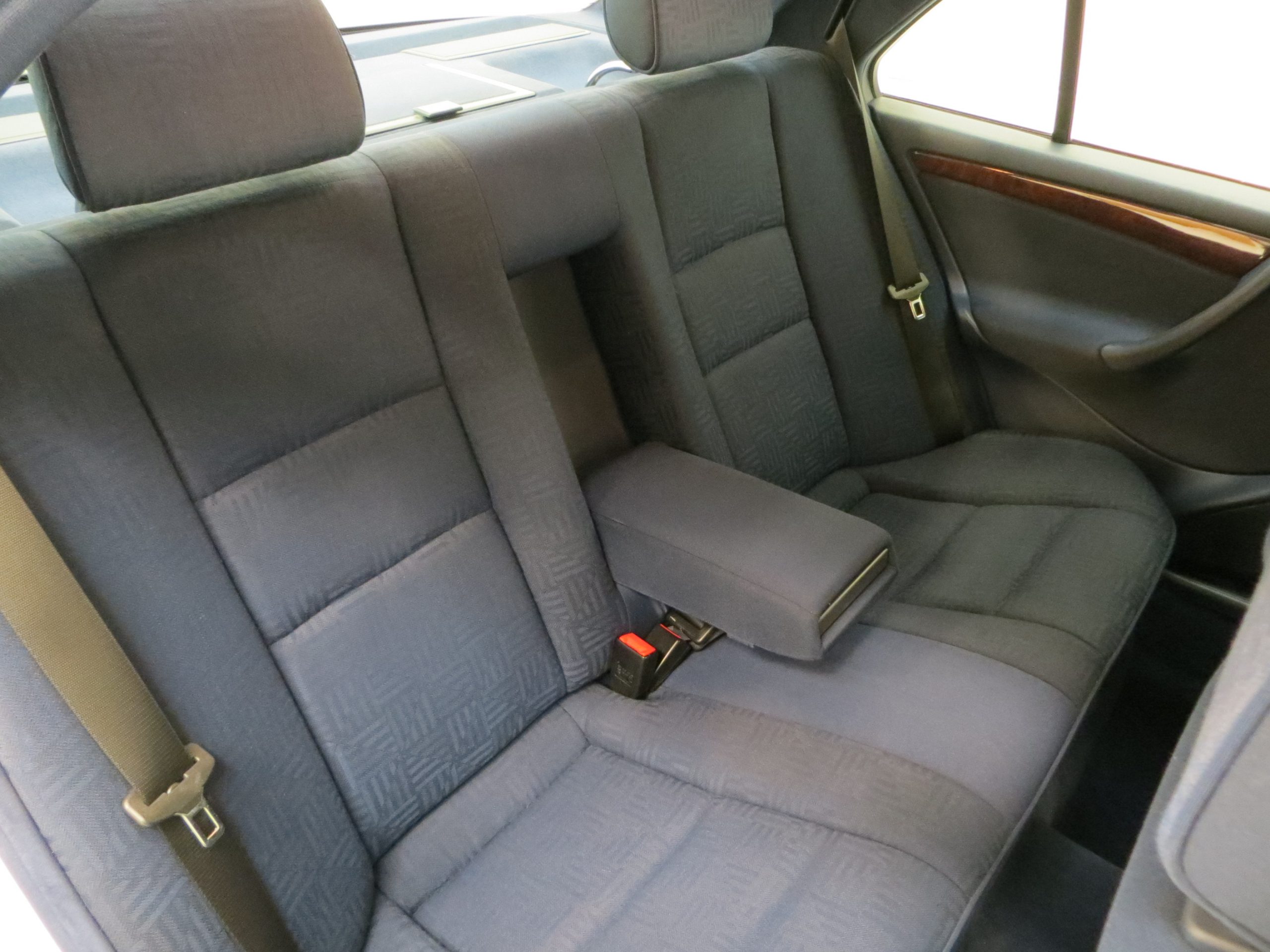 Mercedes W202 C200 Elegance – KGF