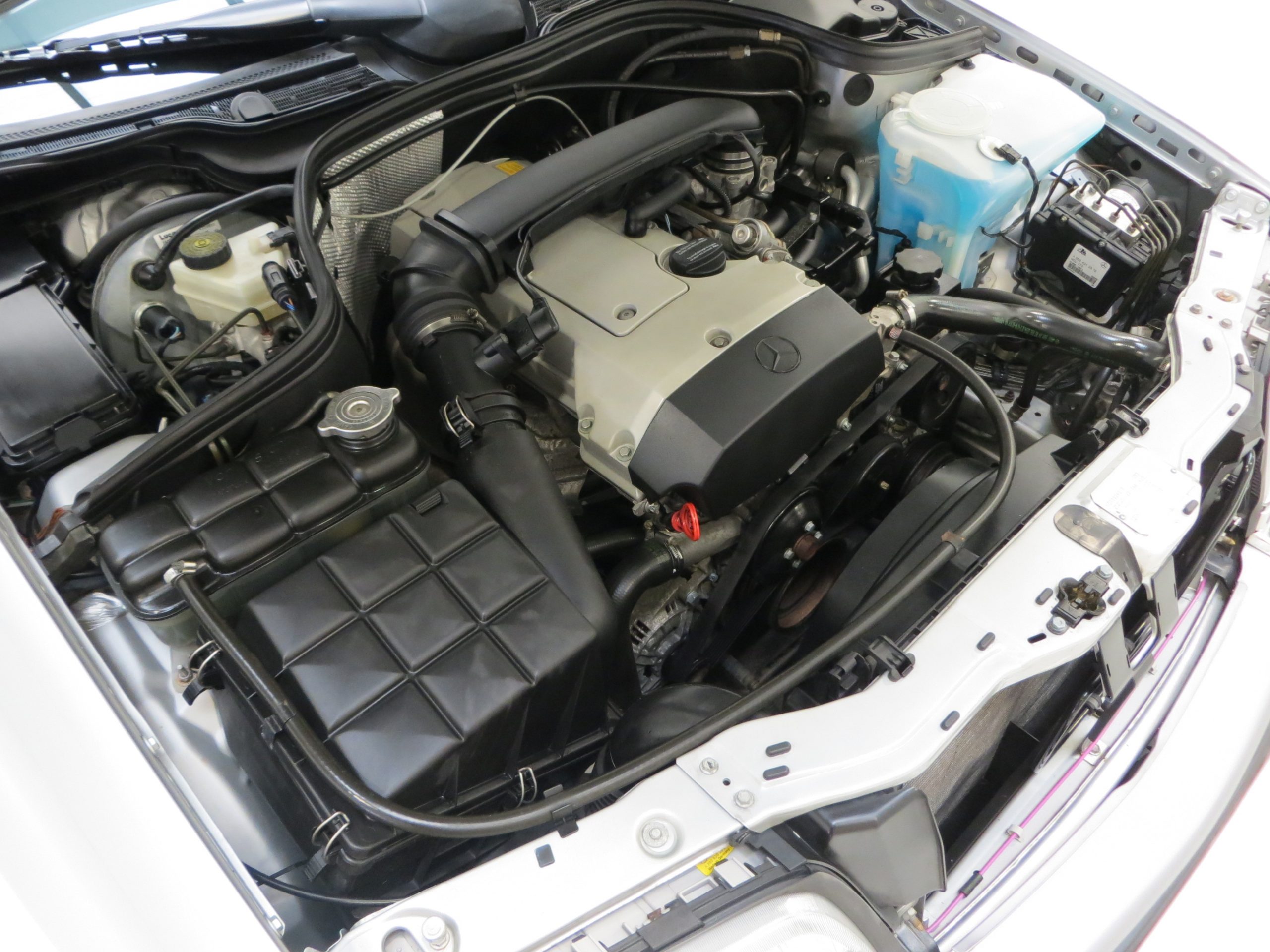 Mercedes W202 C200 Elegance – KGF