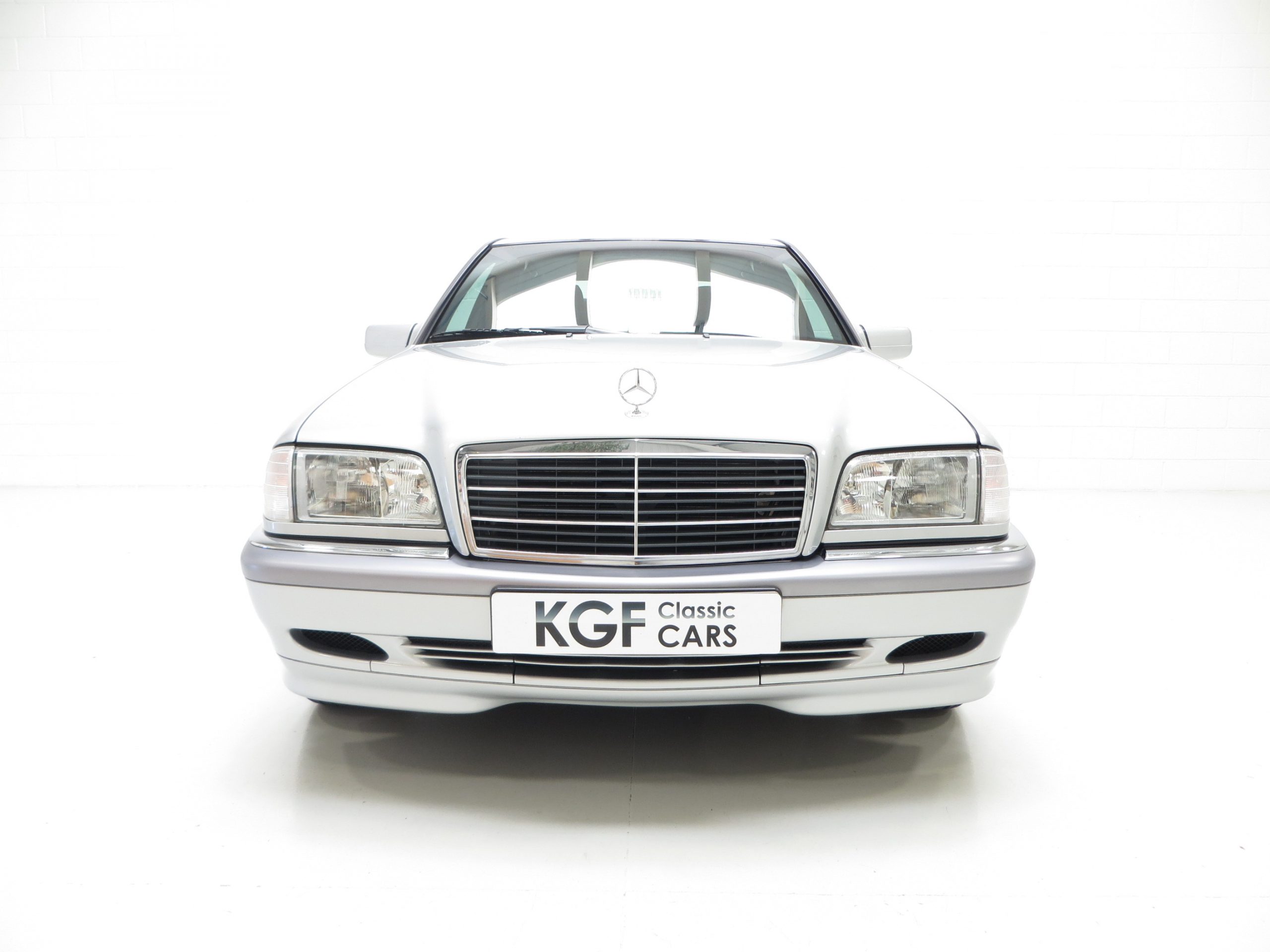 Mercedes W202 C200 Elegance – KGF