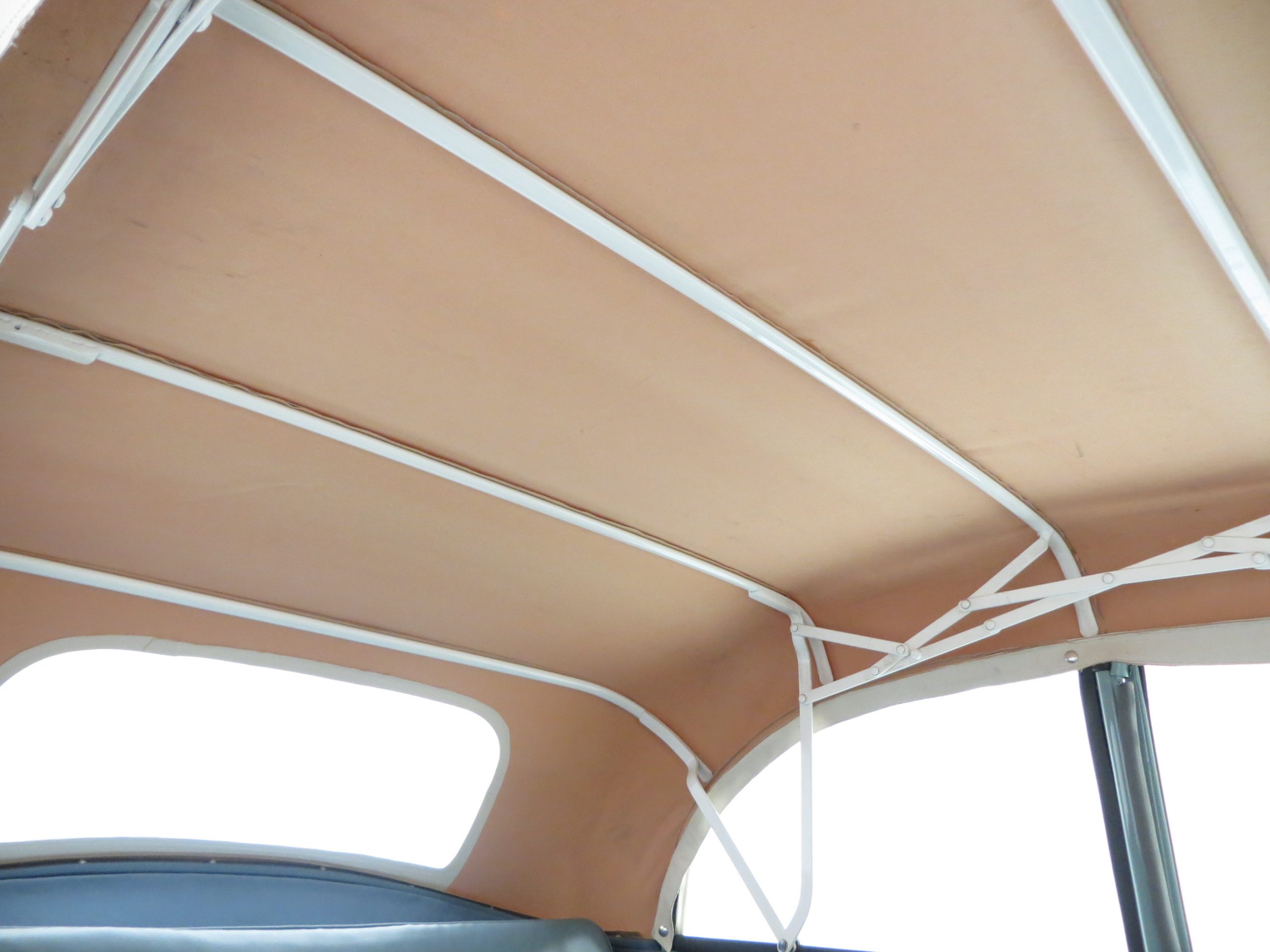 Morris Minor 1000 Convertible – KGF