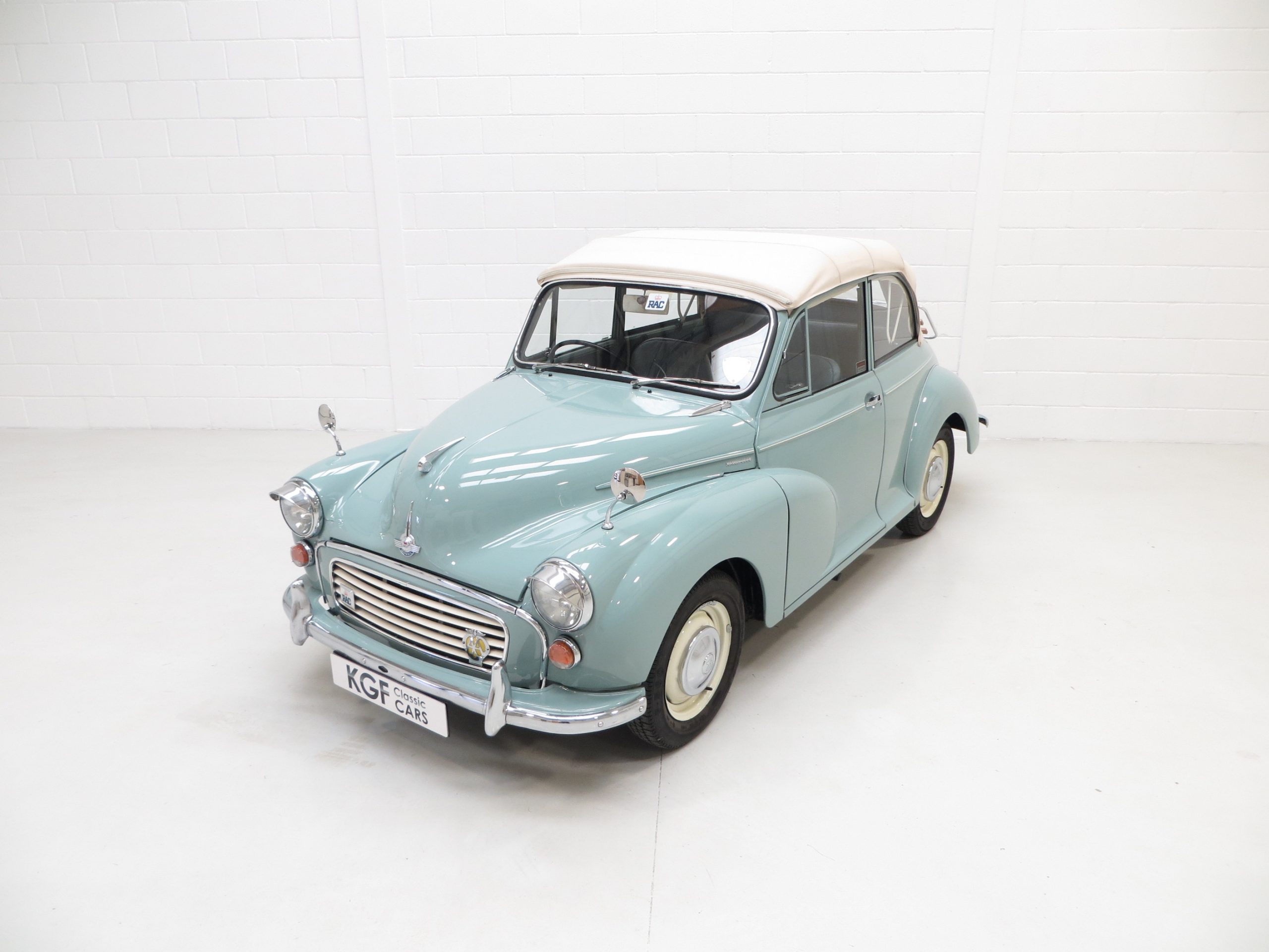 Morris Minor 1000 Convertible – KGF