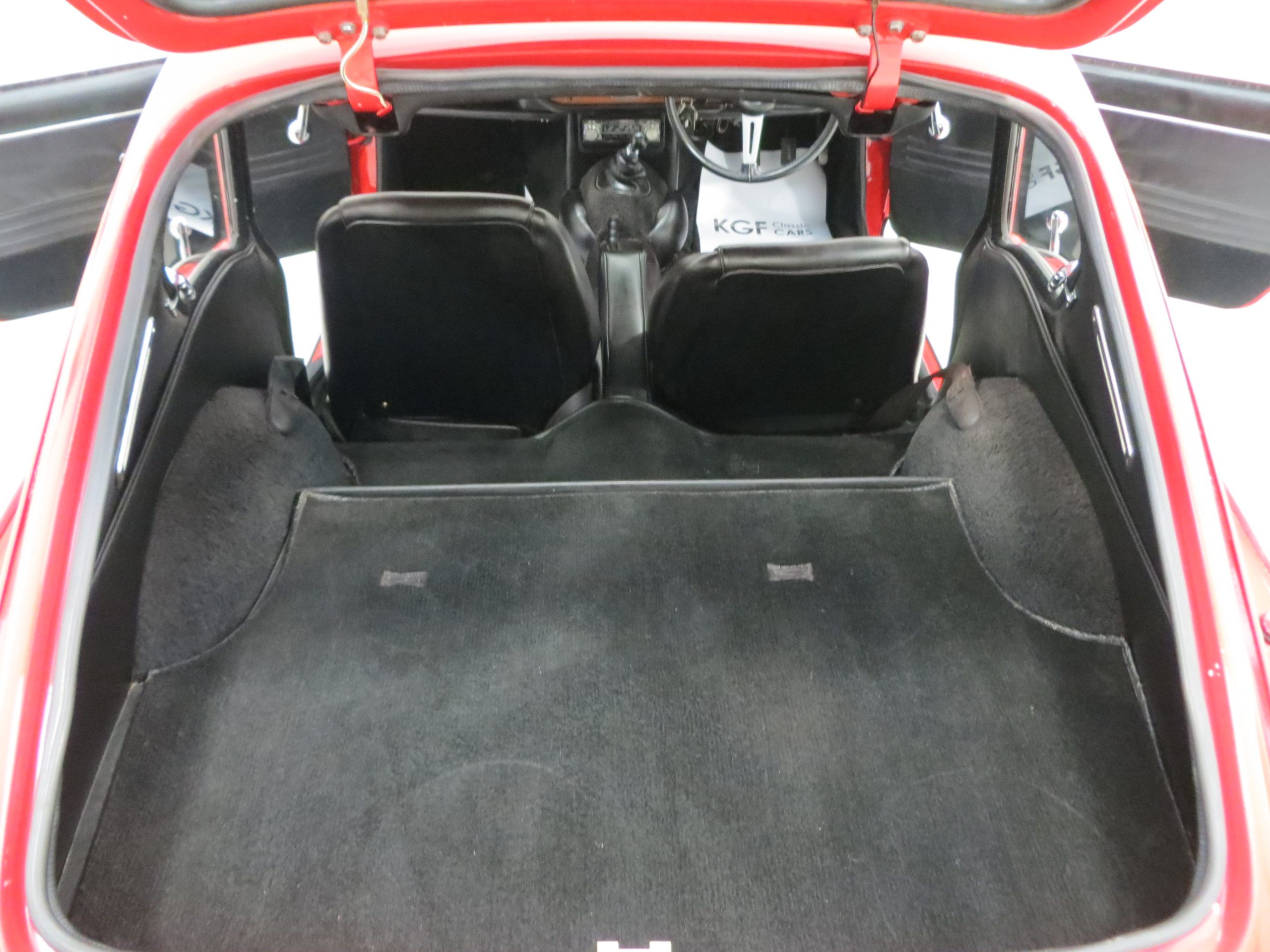 Triumph GT6 Mk2 – KGF