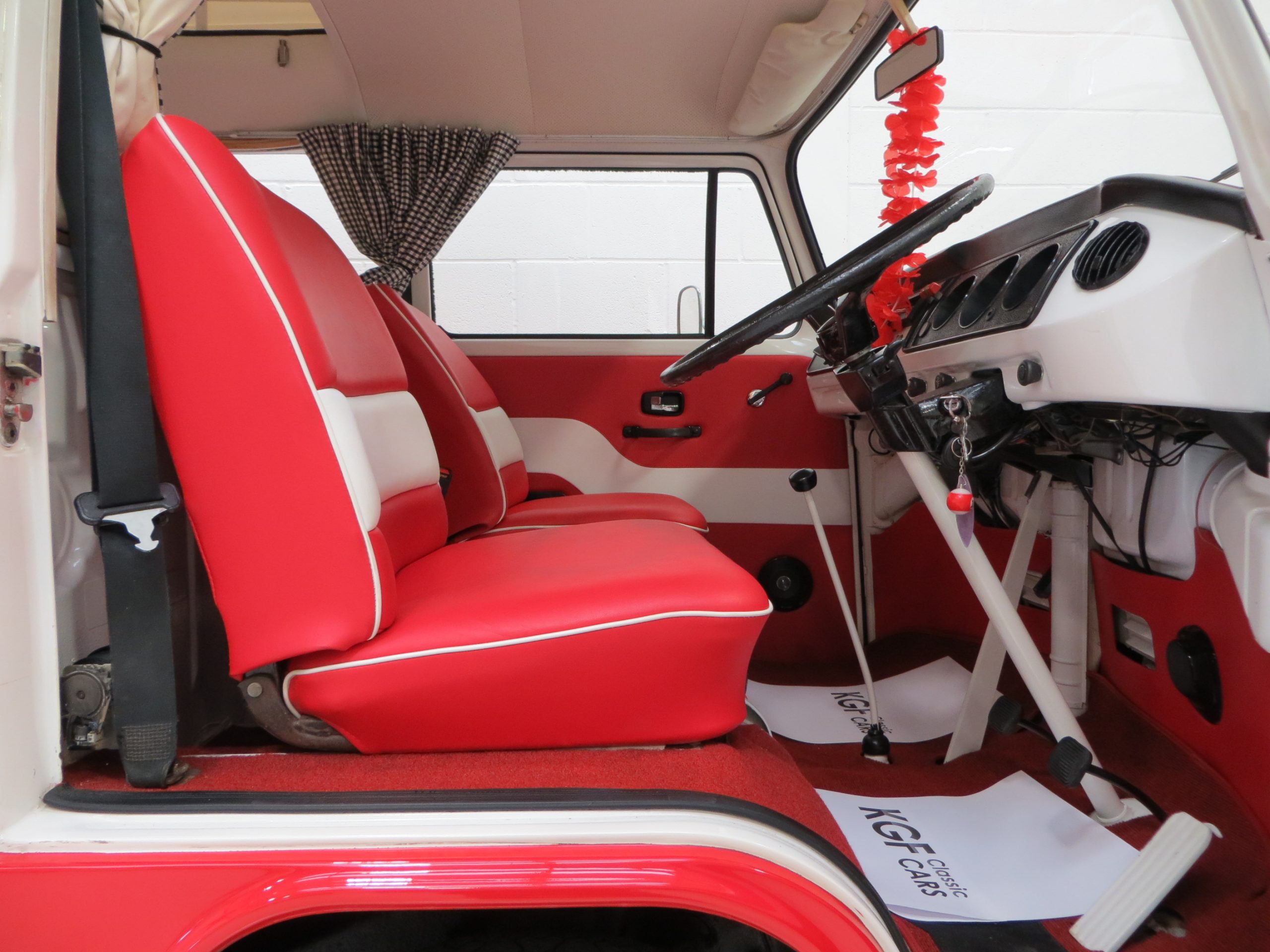 Volkswagen Type 2 Bay Campervan – KGF