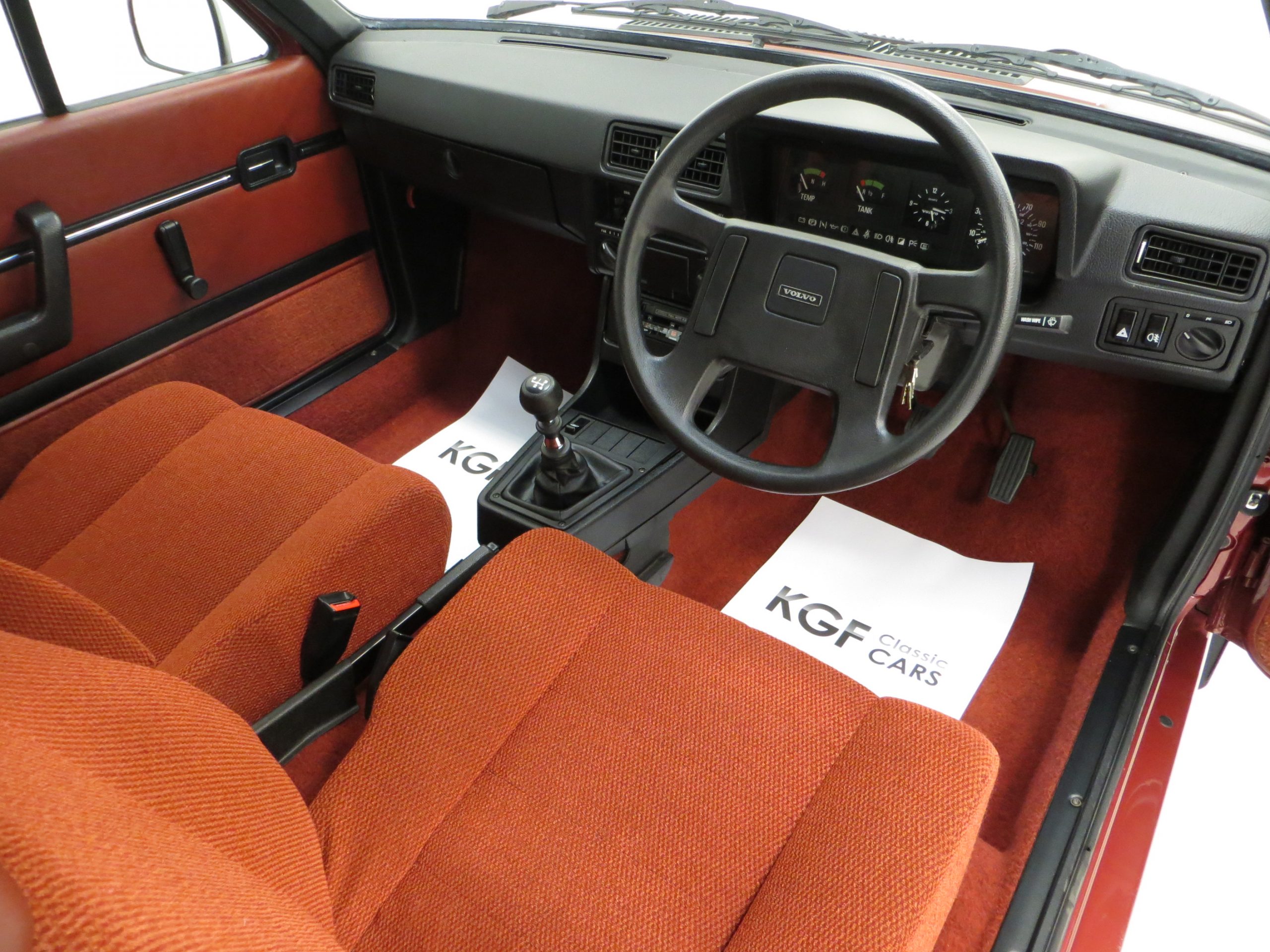 Volvo 343 GL – KGF