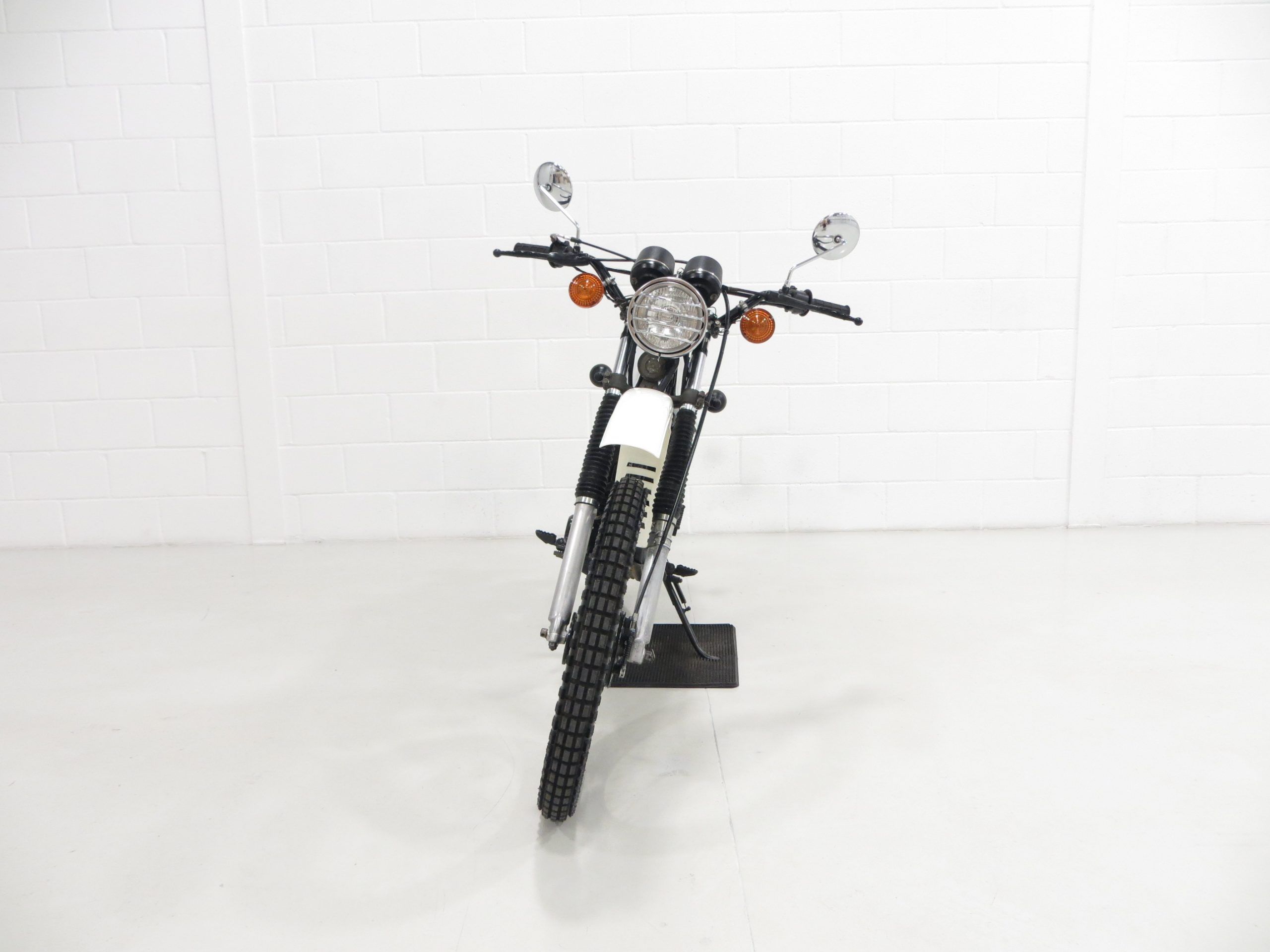 Yamaha Enduro DT175MX – KGF