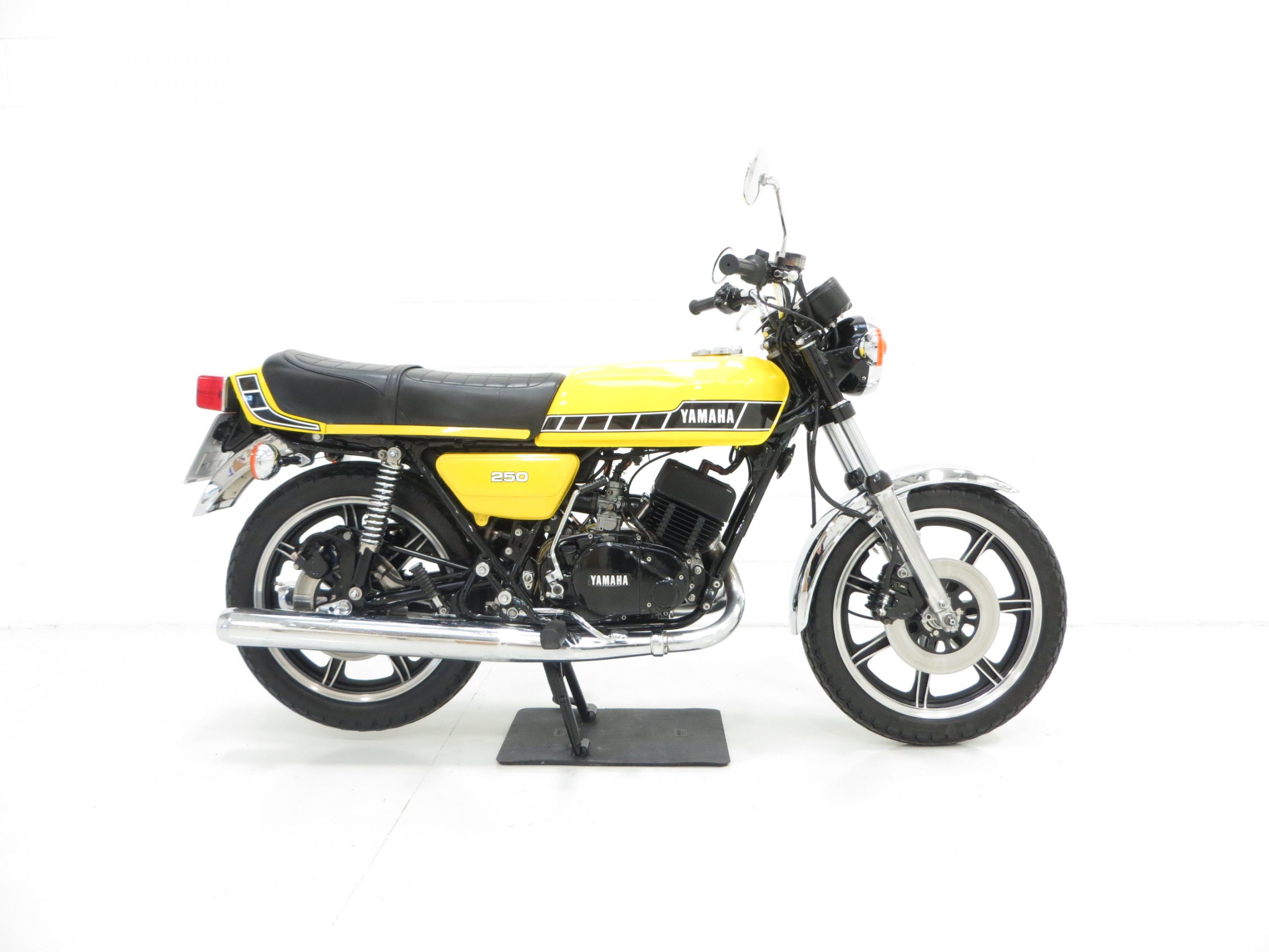 Yamaha RD250 – KGF