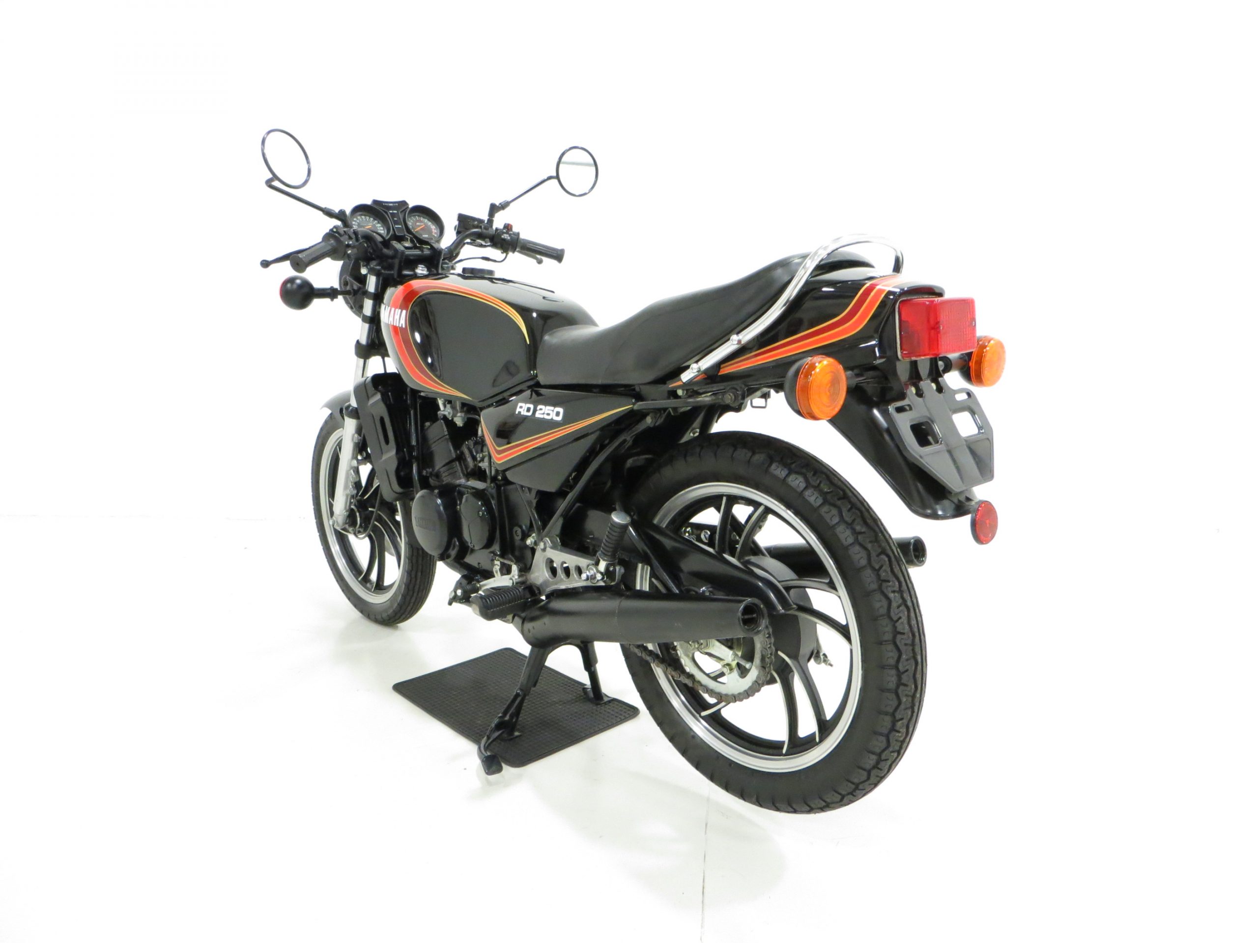 Yamaha RD250LC – KGF