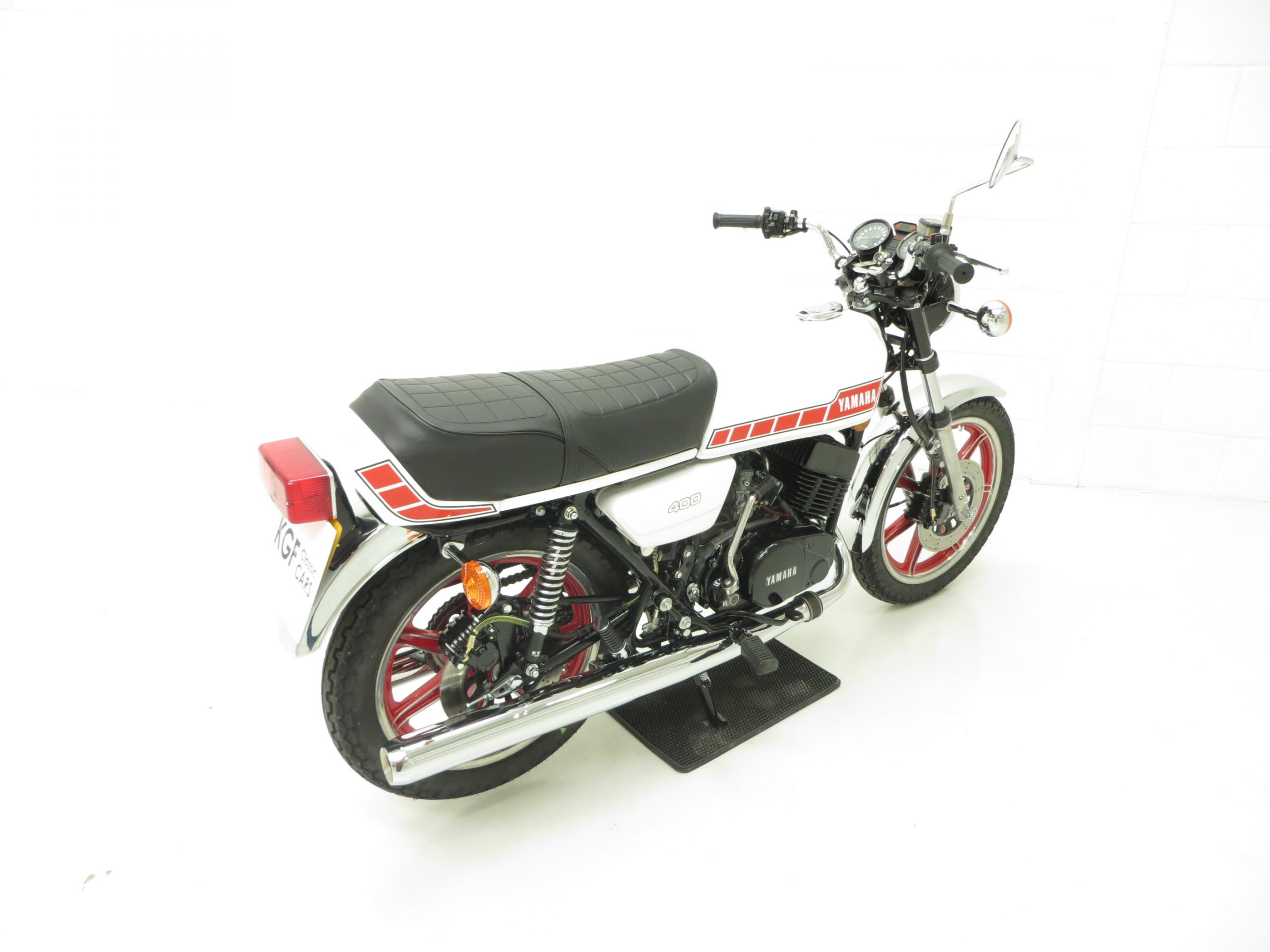 Yamaha RD400F – KGF
