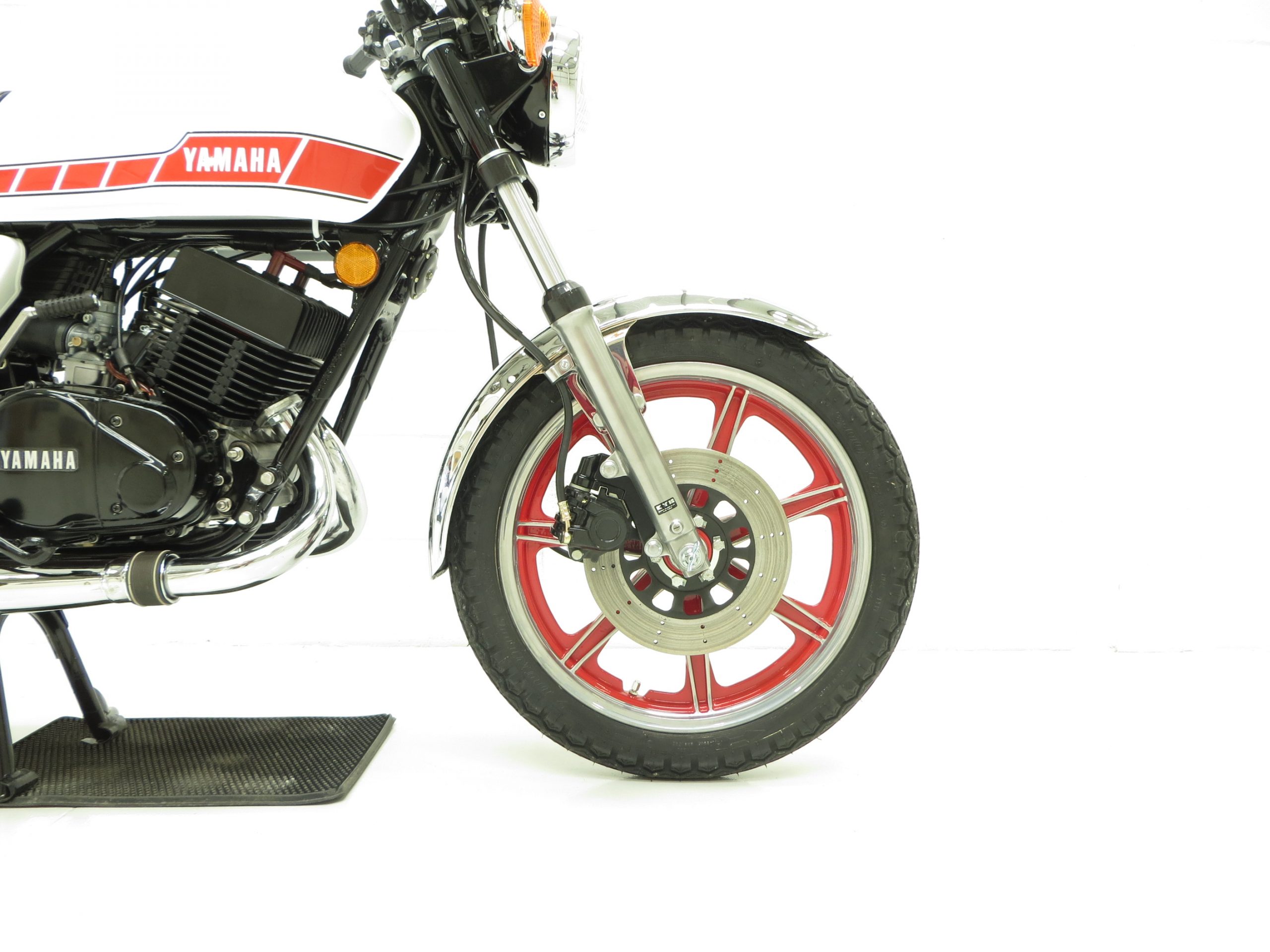 Yamaha RD400F – KGF