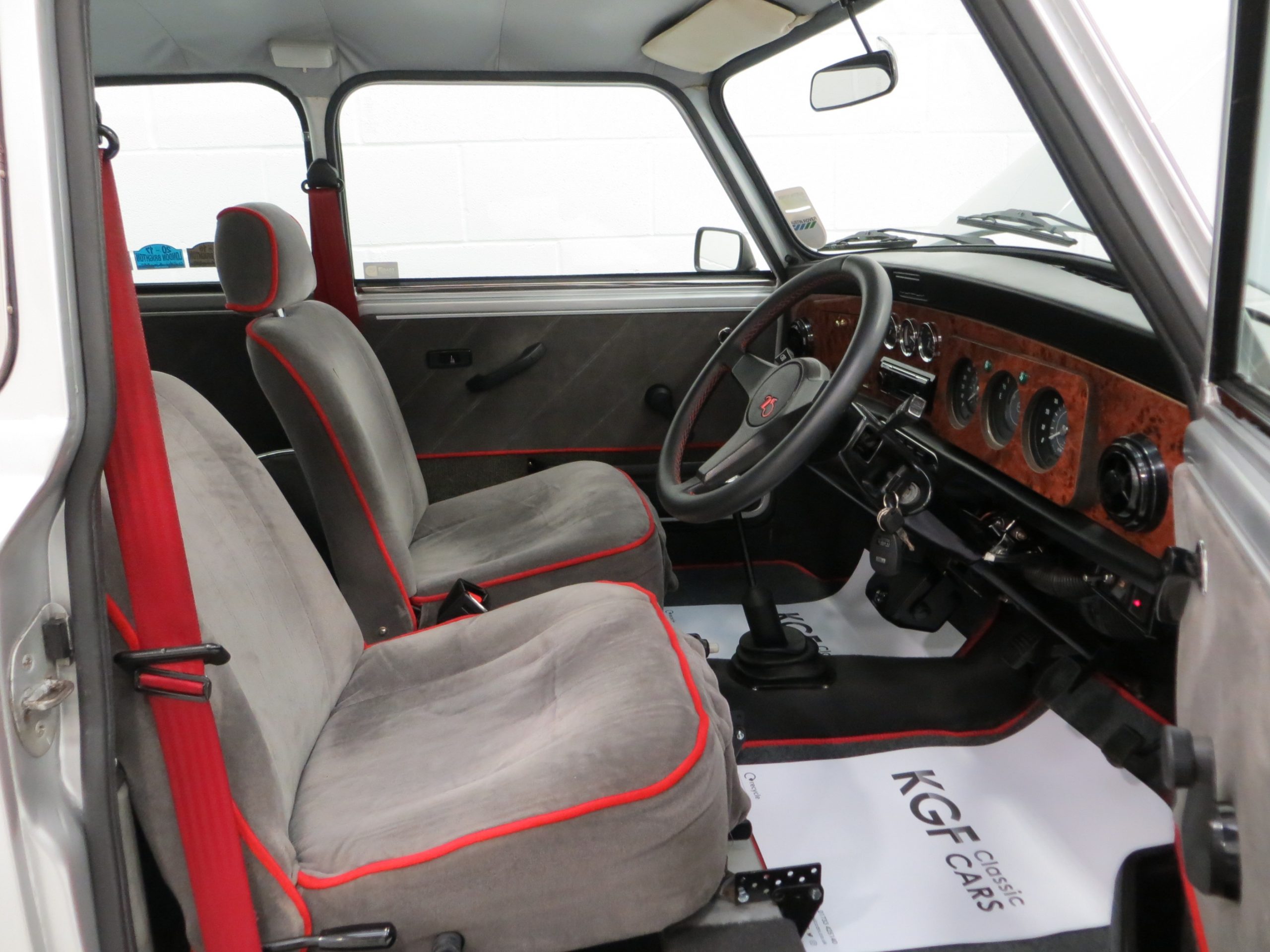 Austin Mini 25 – KGF