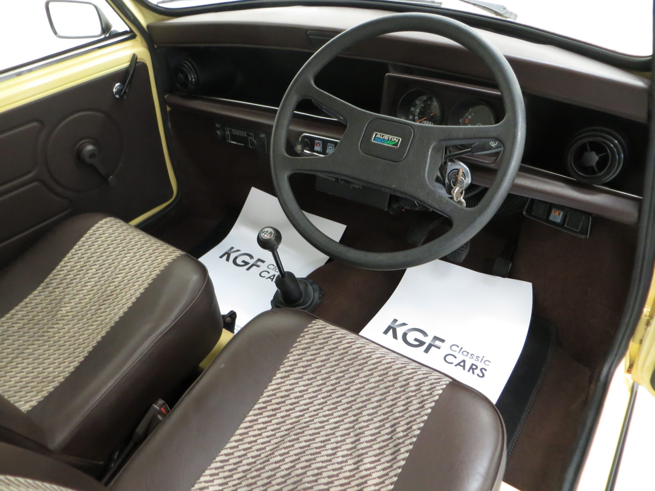 Austin Mini City E – KGF