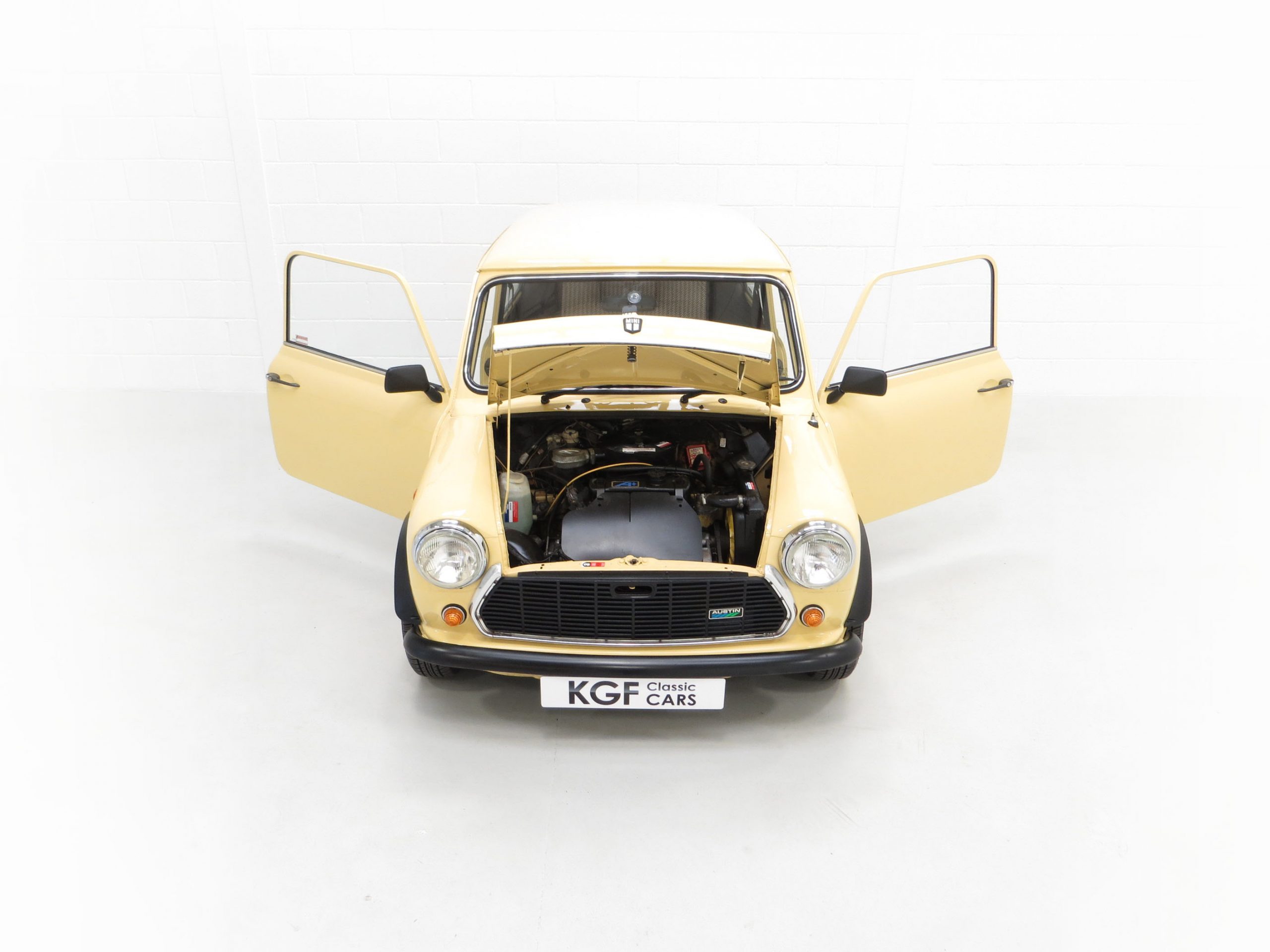 Austin Mini City E – KGF